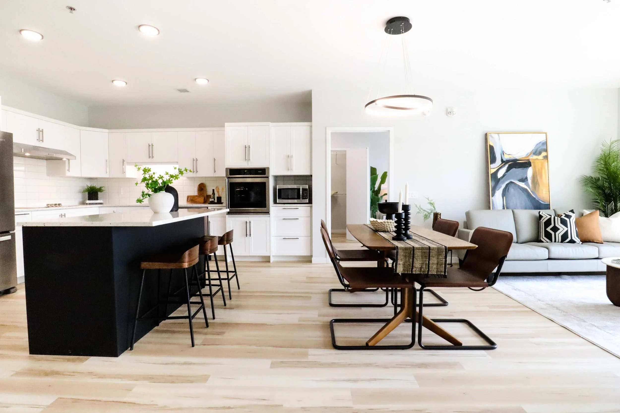 Suite Features — The Pearl