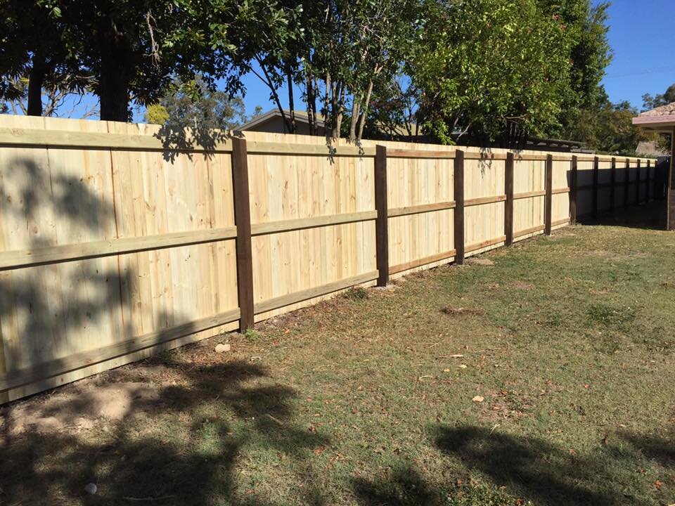 Timber Fencing — Sunny Coast Fencing and Retaining Walls