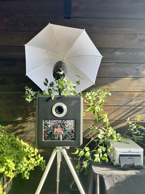 STUDIO PHOTO BOOTH — 321 FOTO X PHOTO BOOTHS