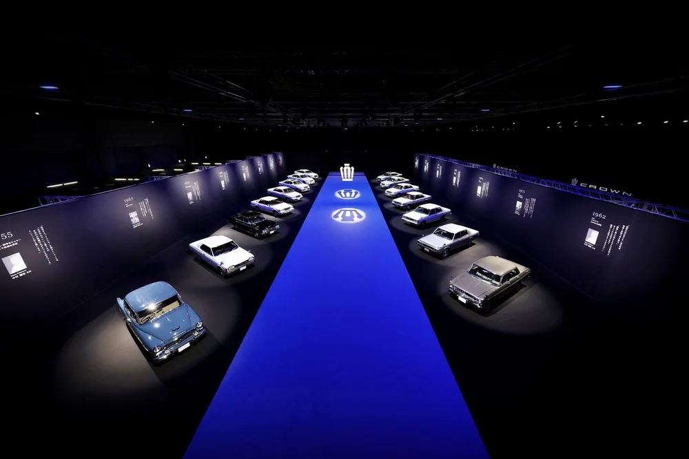 Crown Crossover — TSL | Luxury & All-Electric Cars