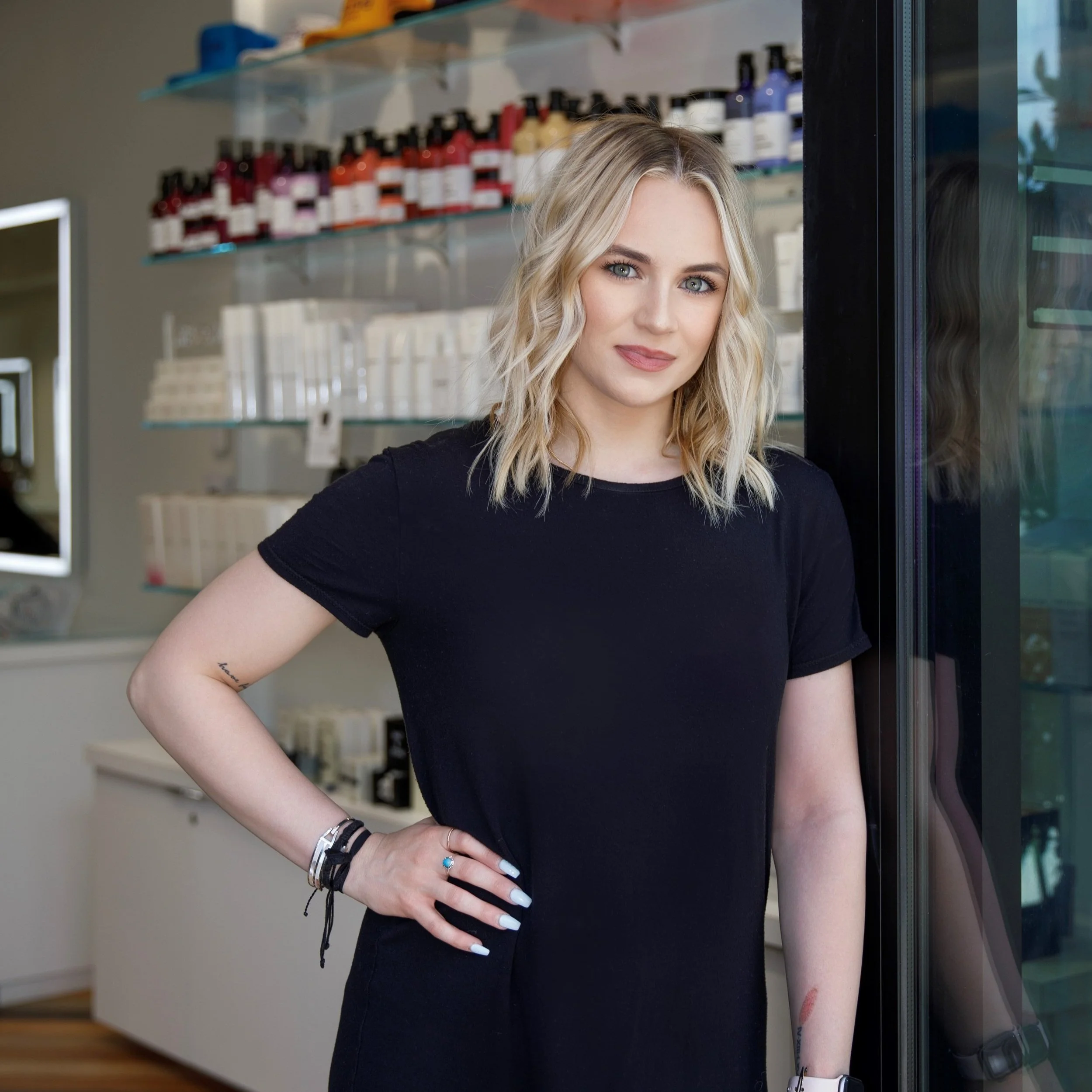 team — the house salon hb