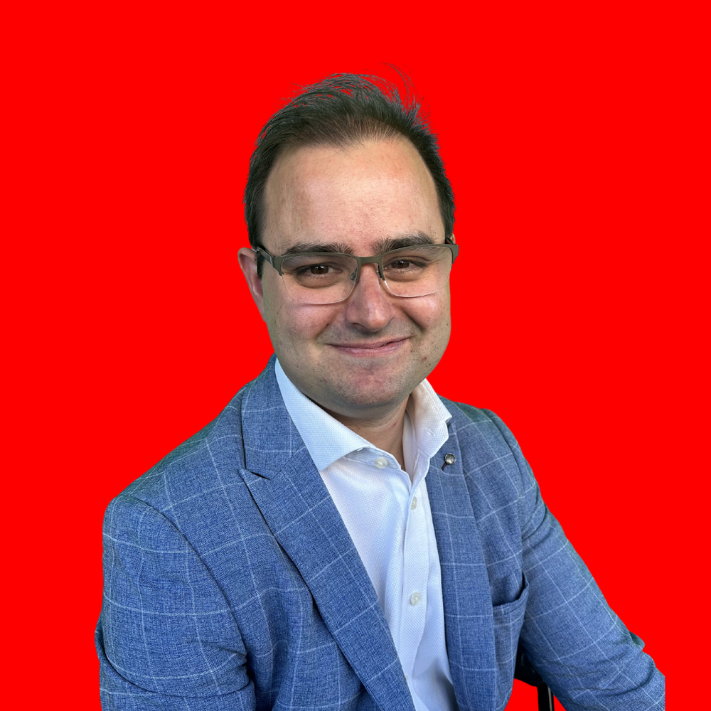 Meet Thomas Quinn — CR TANIA BROWN