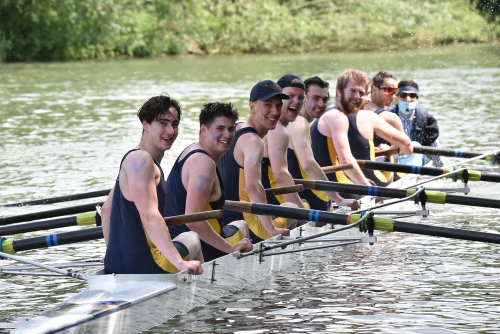Novice rowing — University College Boat Club