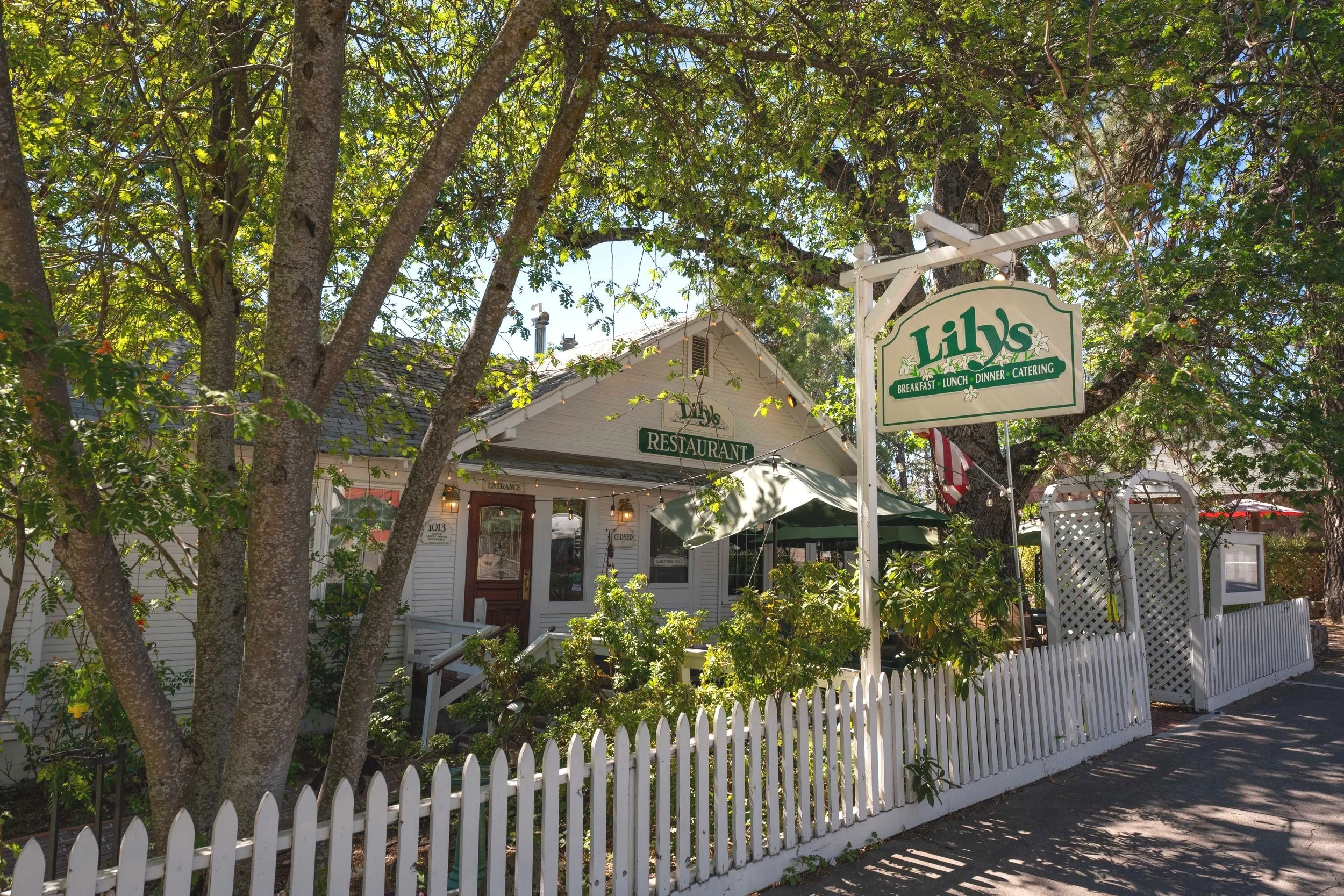 EAT — Visit Mount Shasta