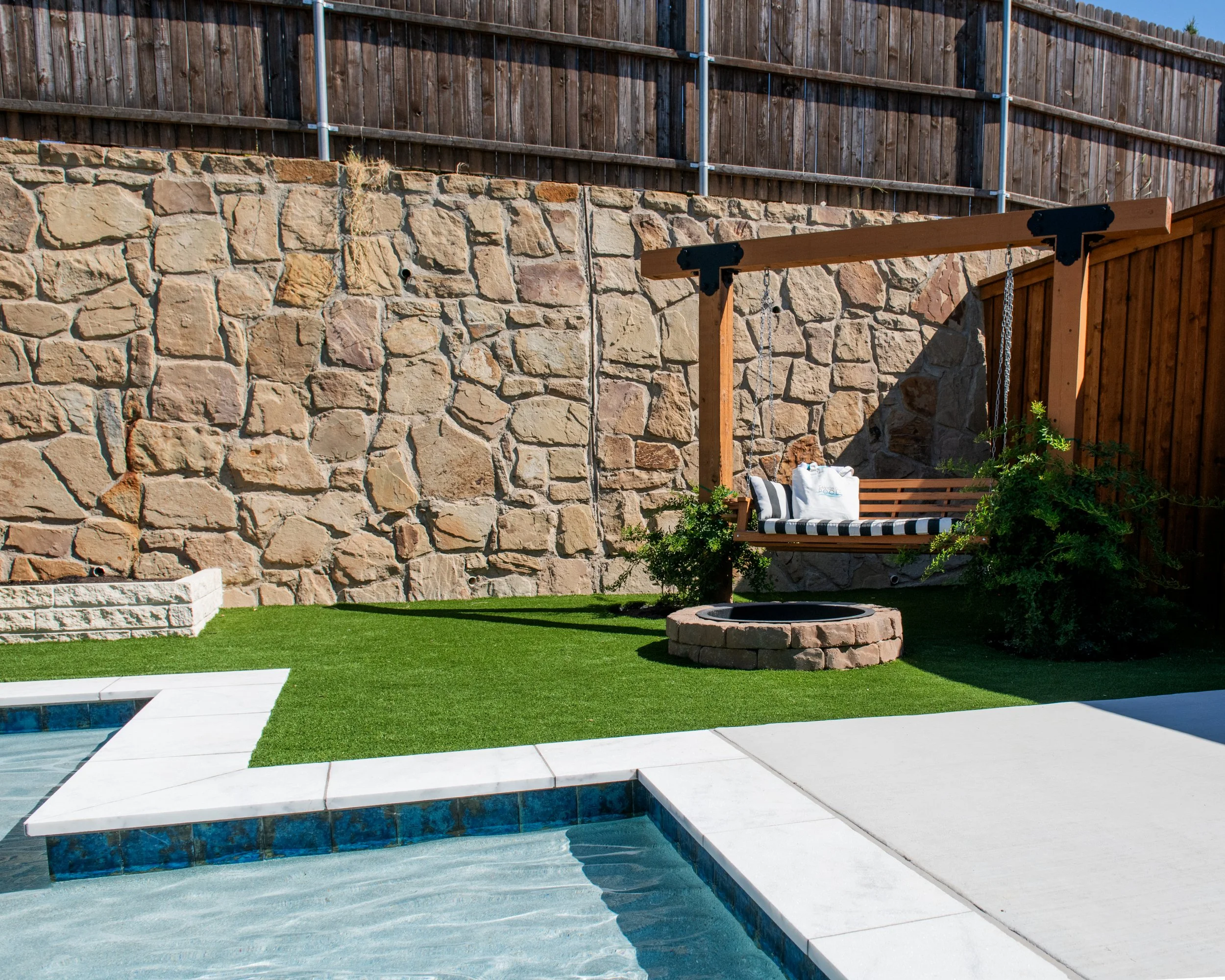 Canyon Oak Pools | DFW Pool Builders