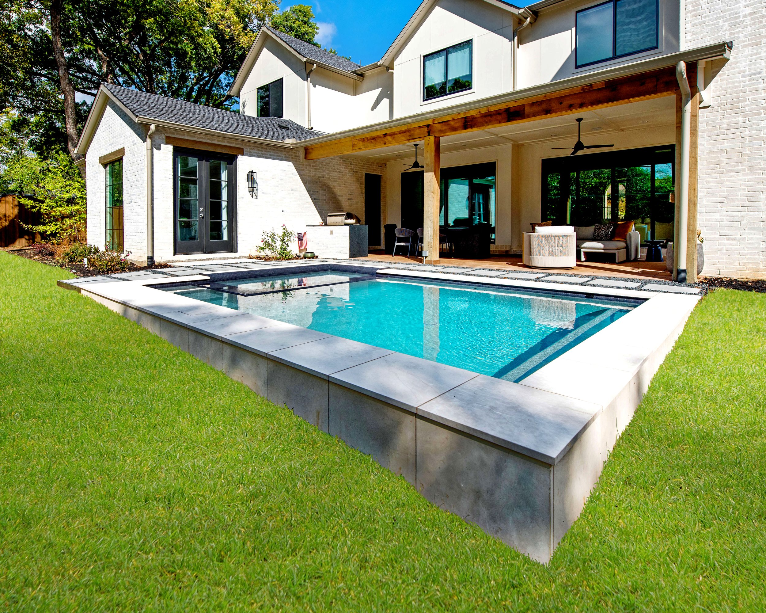 Custom Pool Design — Canyon Oak Pools