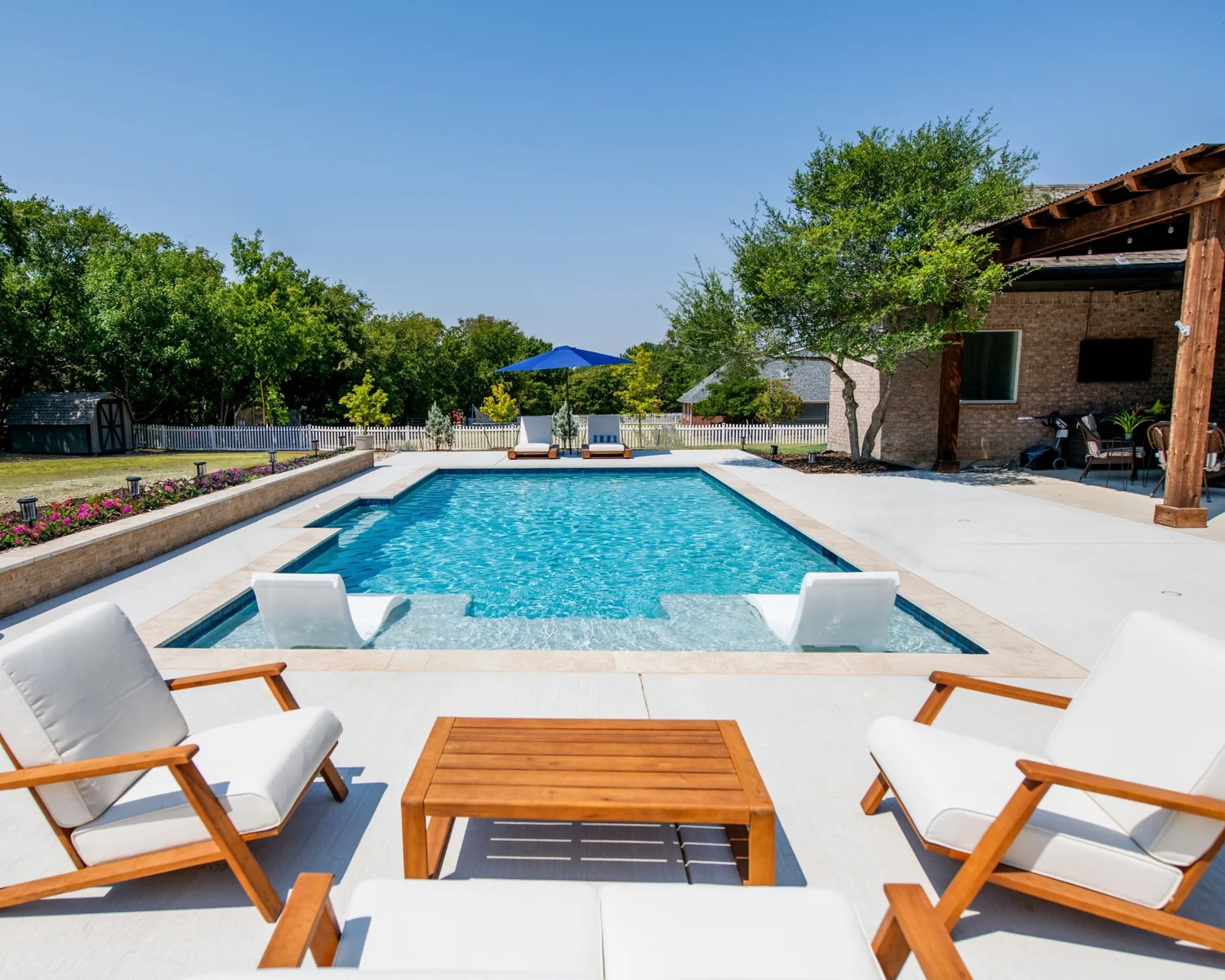 Custom Pool & Spa — Canyon Oak Pools
