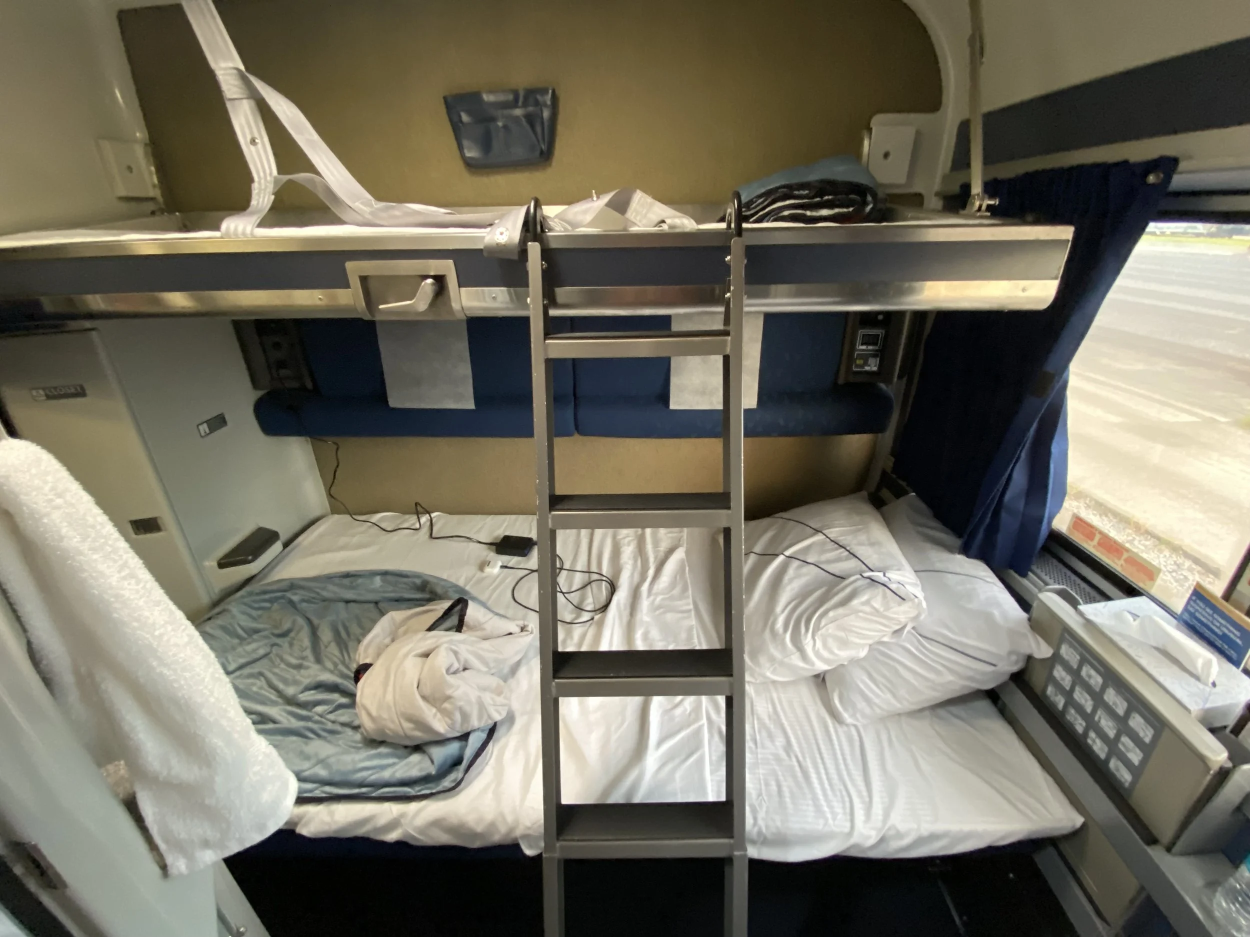 Is an Auto Train Bedroom Worth the Cost? Tips for Booking & What to ...