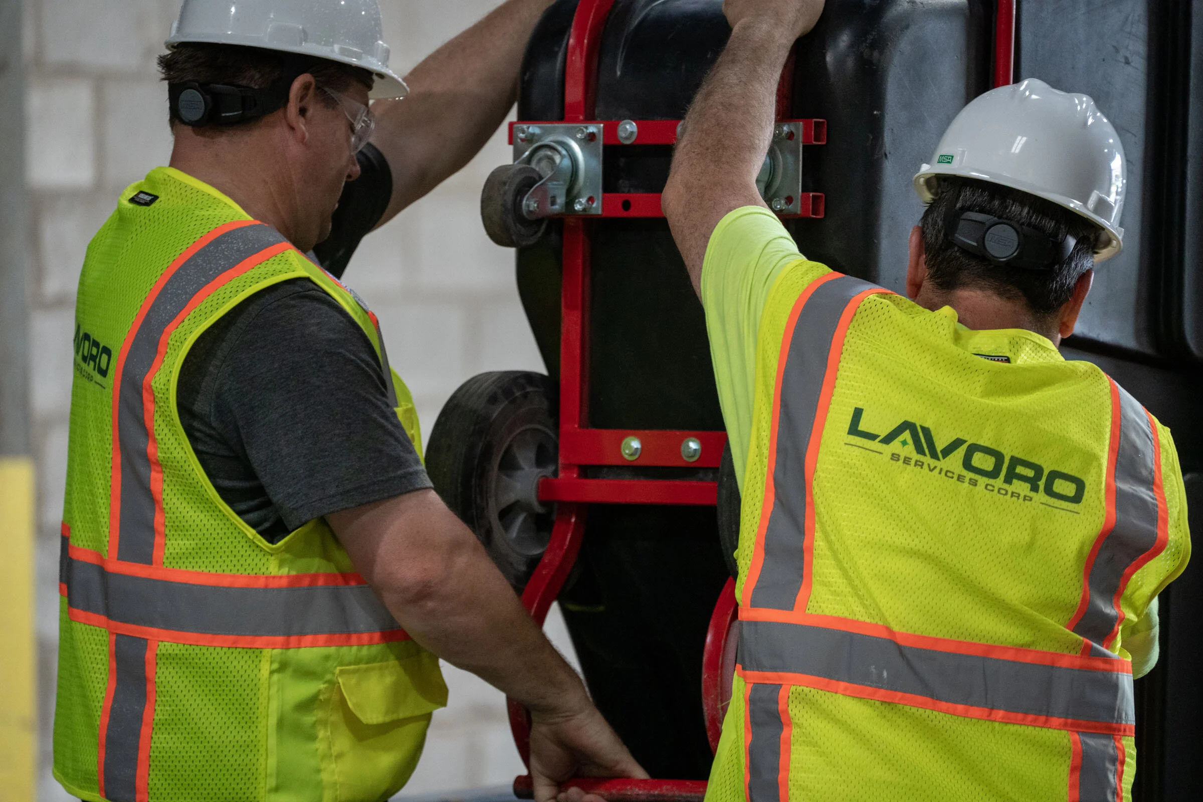 Labor & Cleaning Services for Construction in Chicago | Lavoro Services