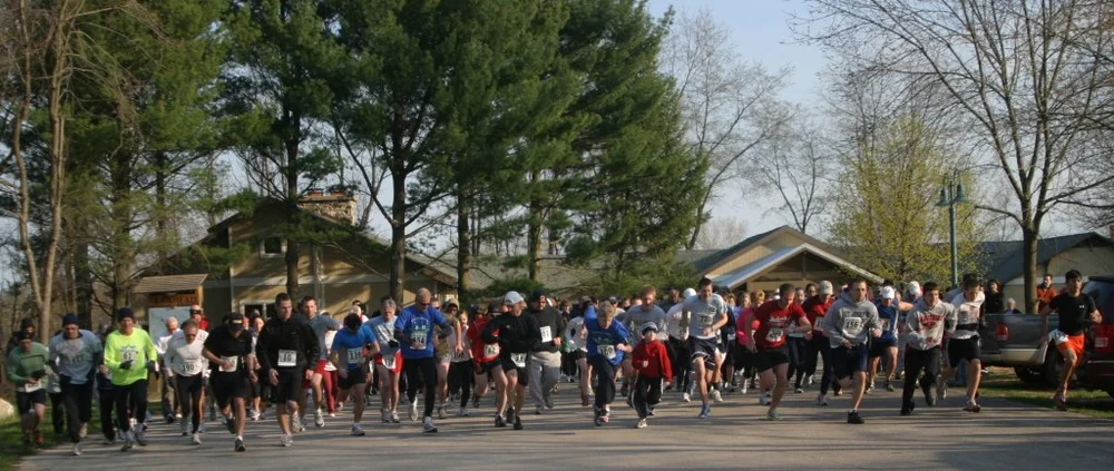 Spring Stampede 5K — Sarett Nature Center
