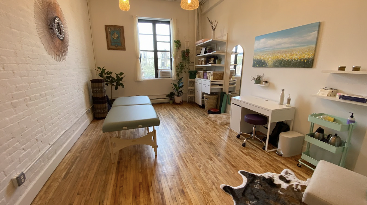 Massage Therapy Room Design Ideas