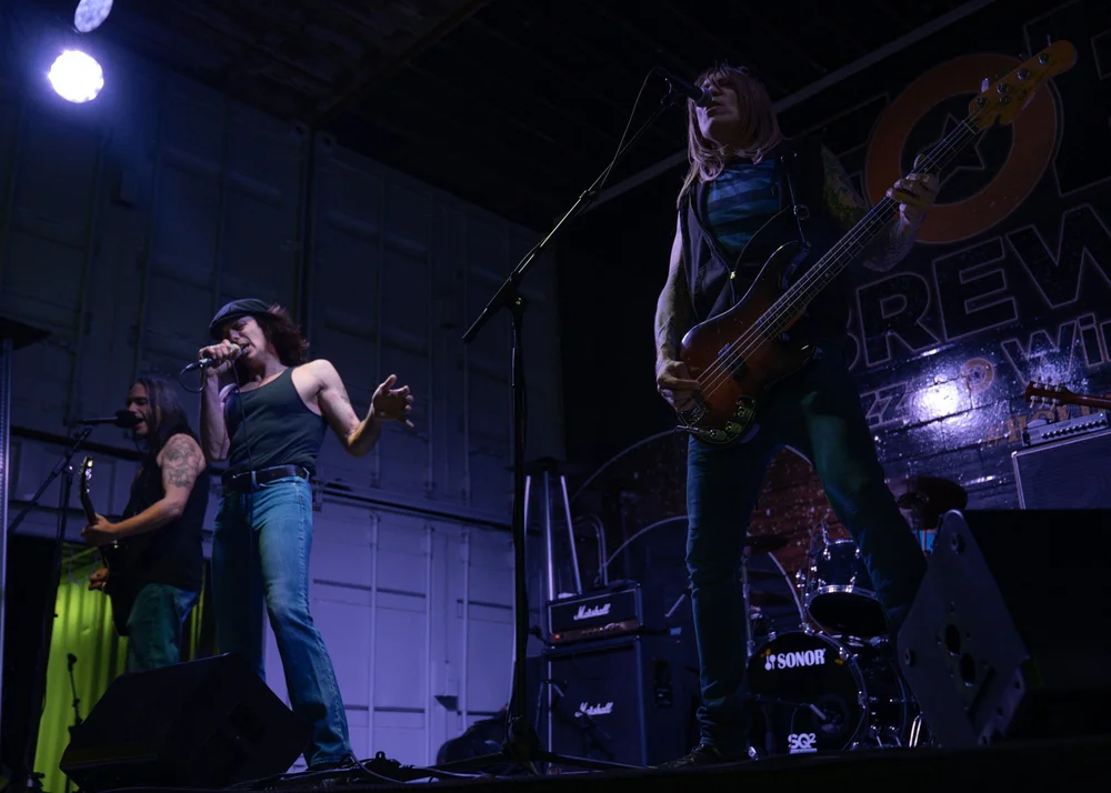 Fort Brewery Pizza - Wine - Music