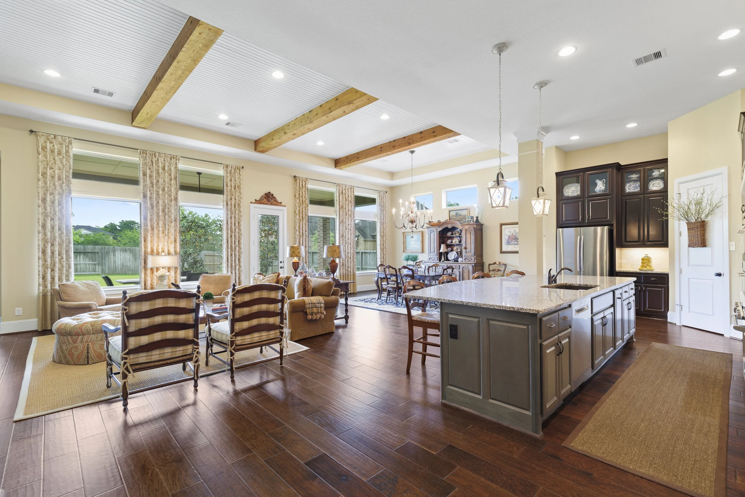 ProReal Media - Modern Real Estate Photo & Video