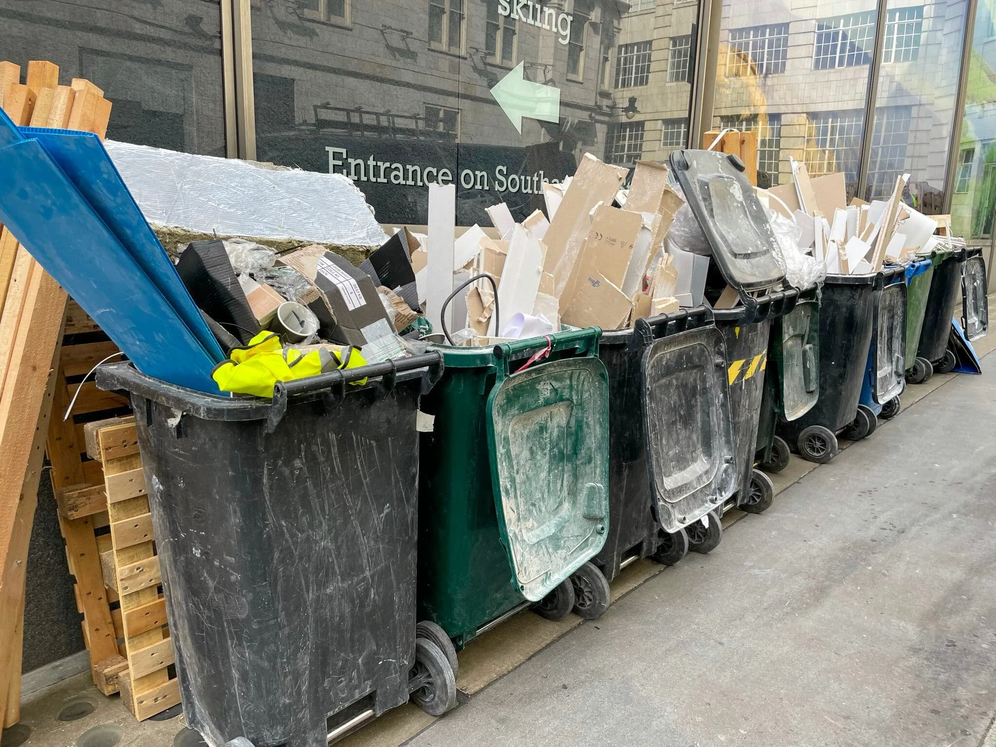 Waste Management in London | Rubbish Removal | RemoveALL London