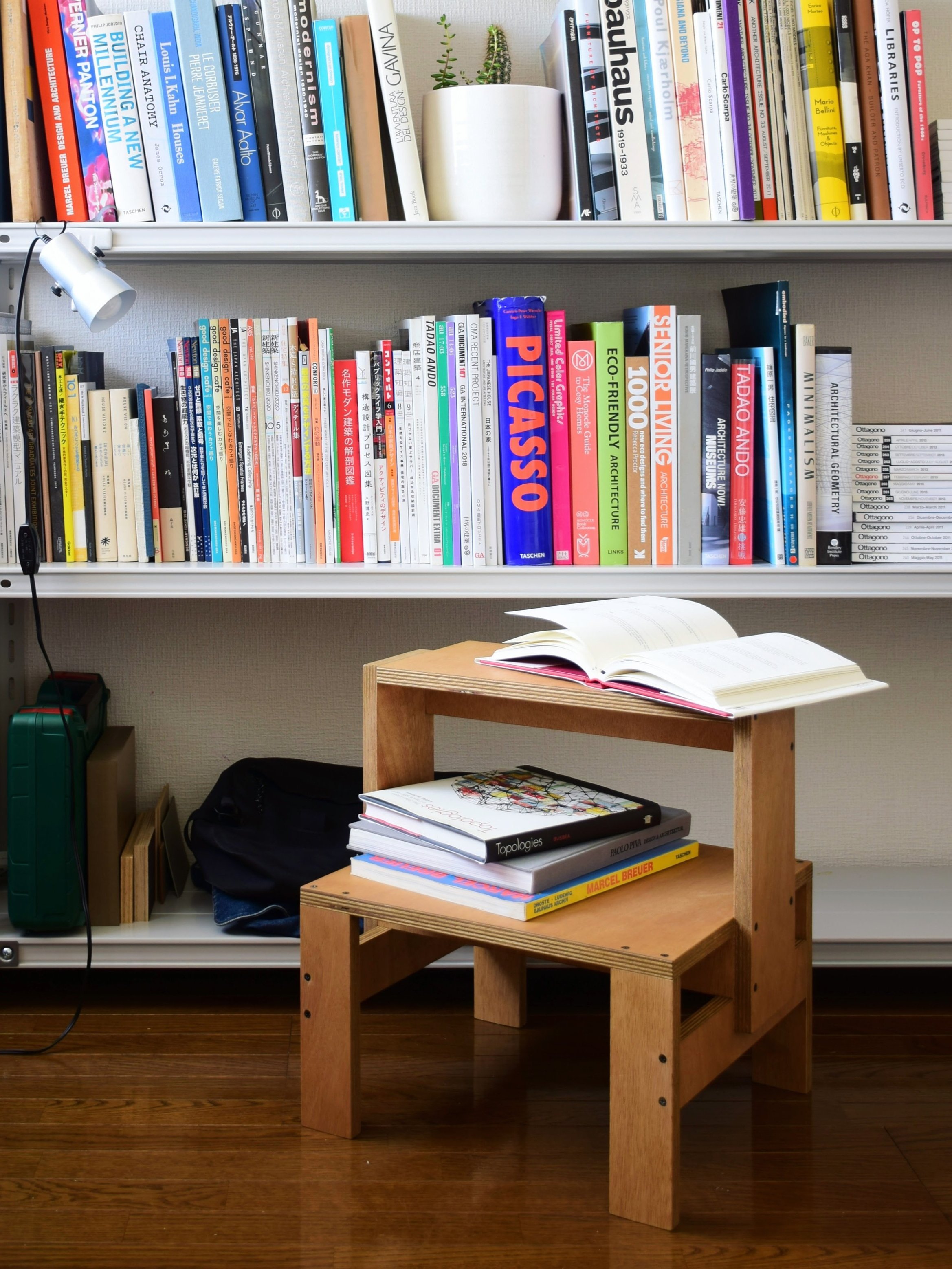 Flexible Order | The Pedestal Series by Luka Yasukawa - New Norm