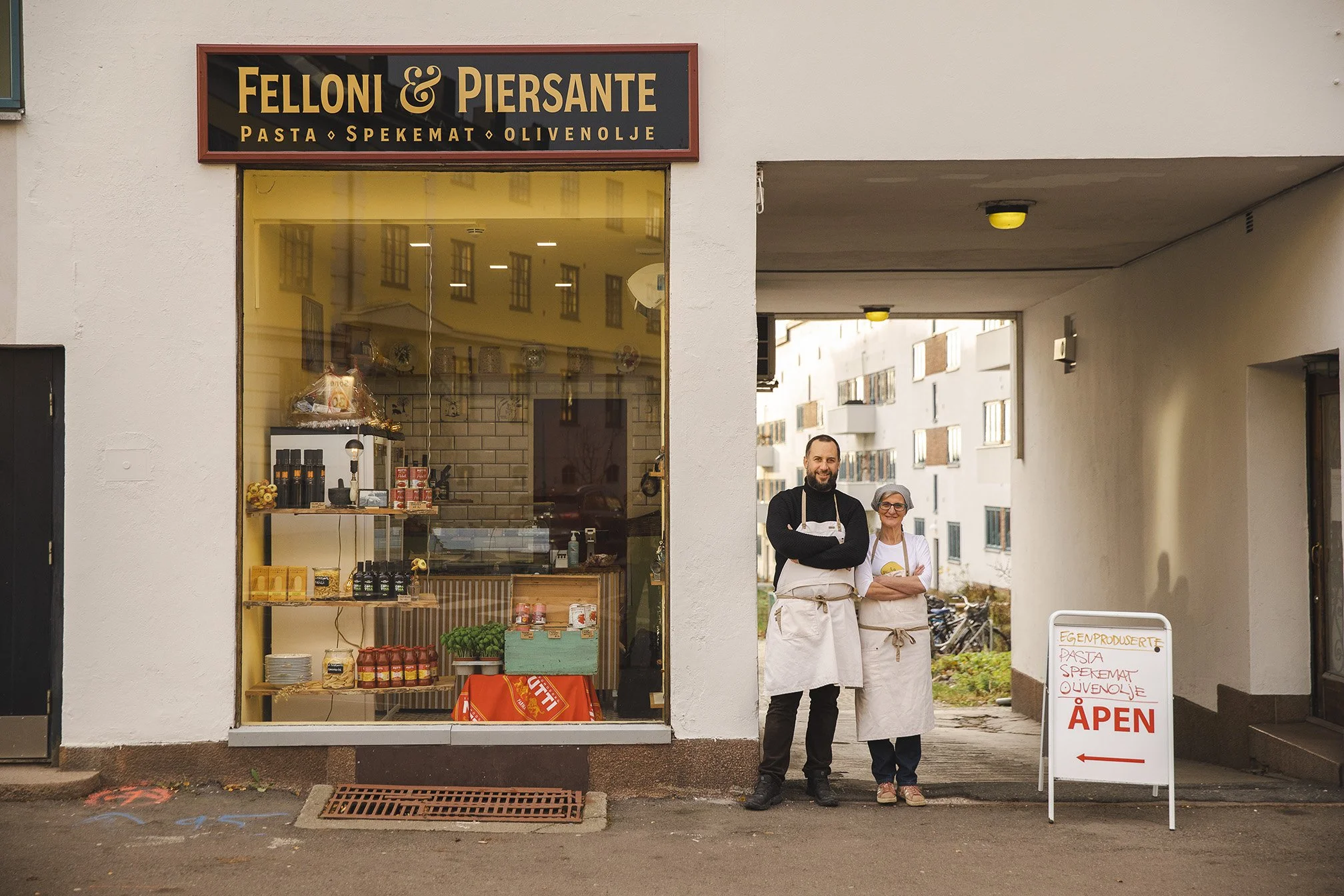 Sandaker — Felloni & Piersante