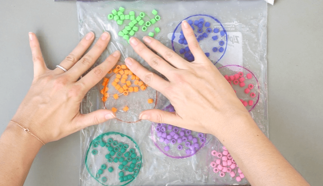 Color Sorting Sensory Bag to Train Toddlers' Motor Skills