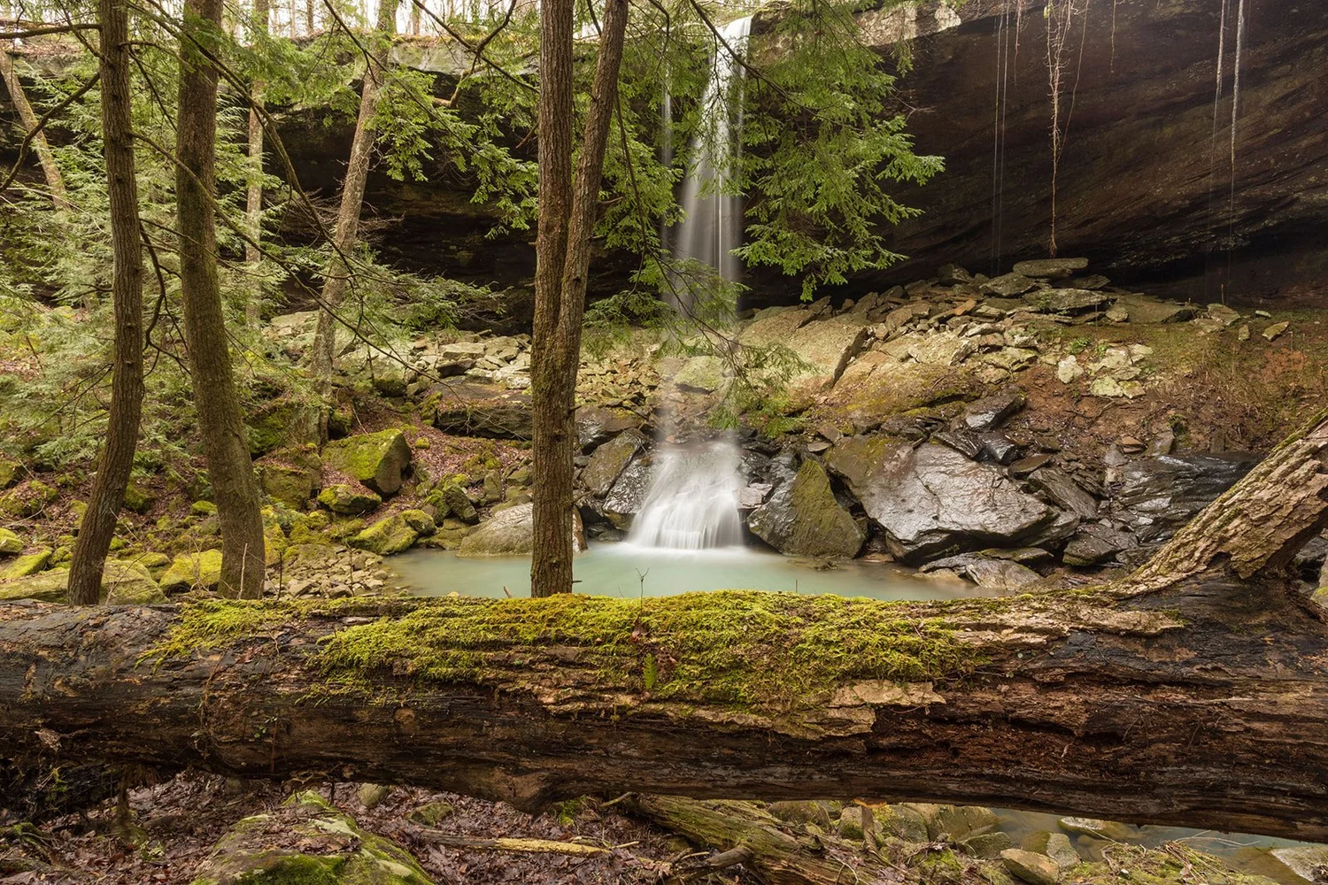 50+ Waterfall Wedding Venues in the U.S. (By State) — Adventure ...