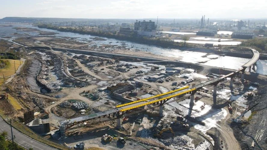 Pedestrian Bridge - LVF Landscape Architects