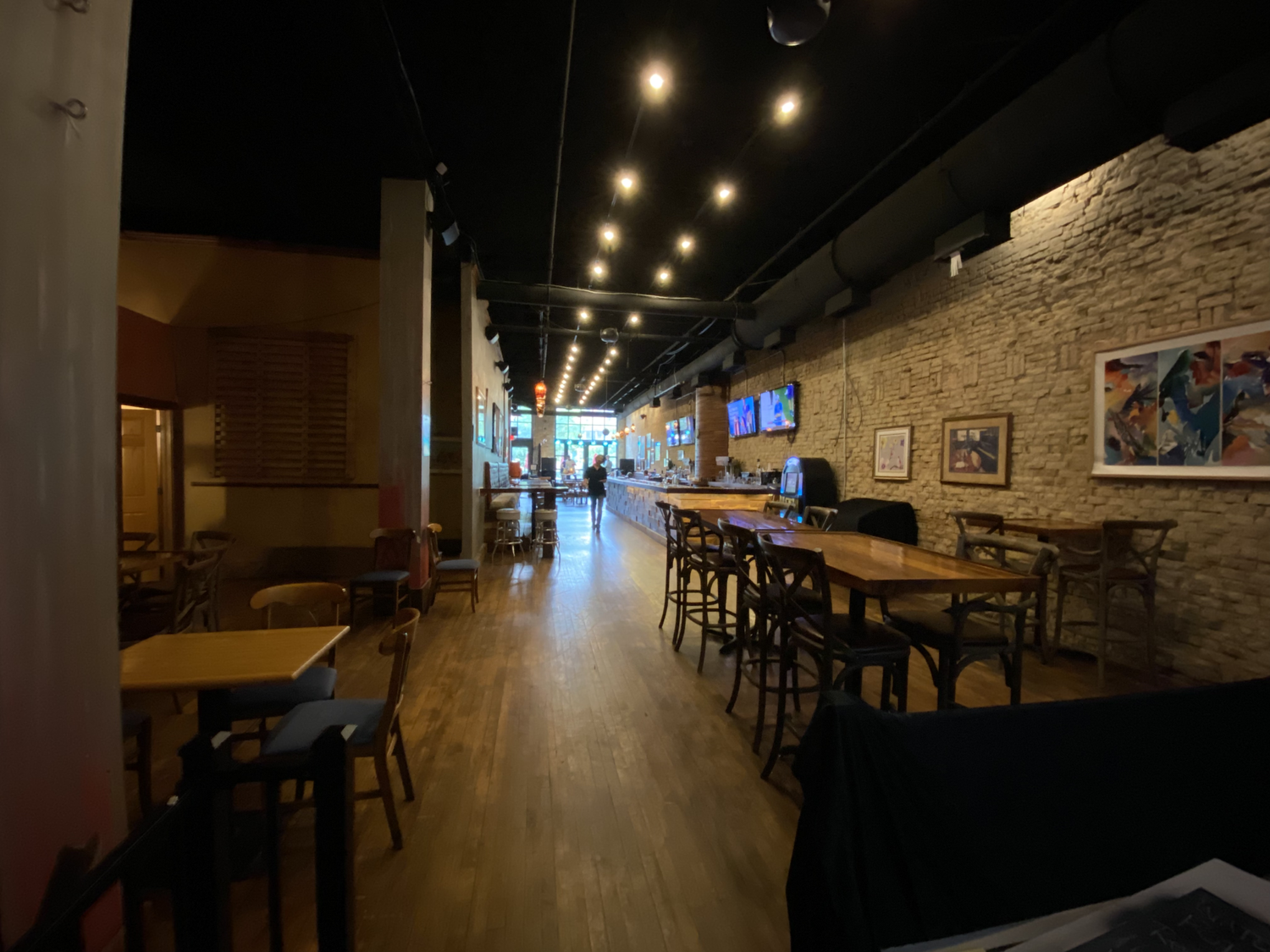 CAFE — UNDERGROUND MUSIC VENUE