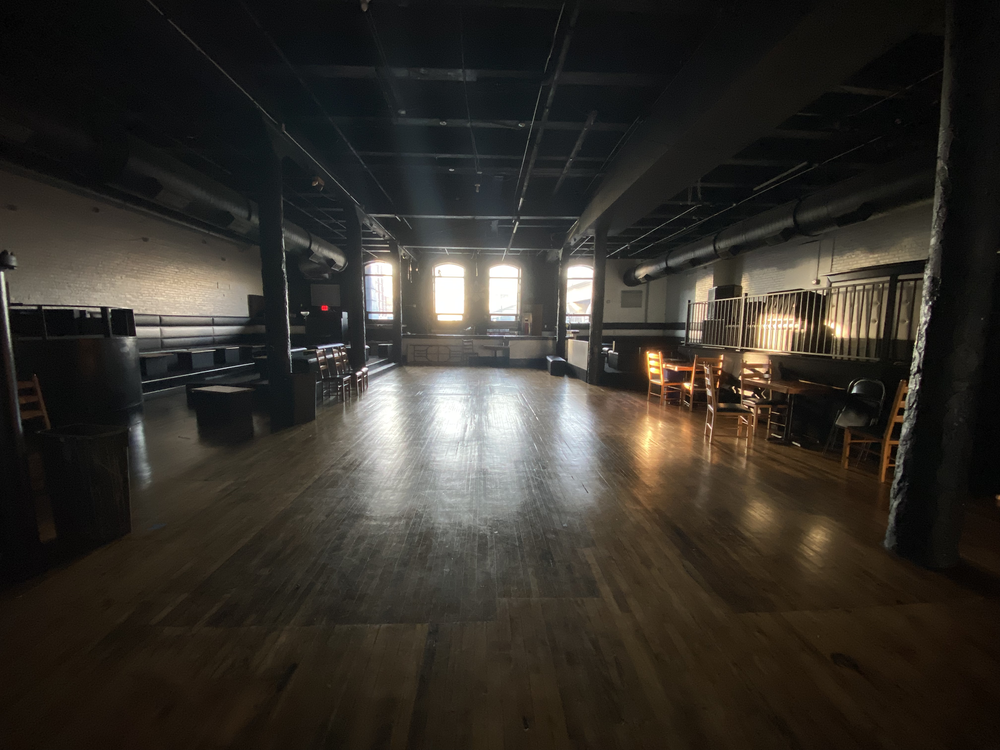 EVENT SPACE — UNDERGROUND MUSIC VENUE