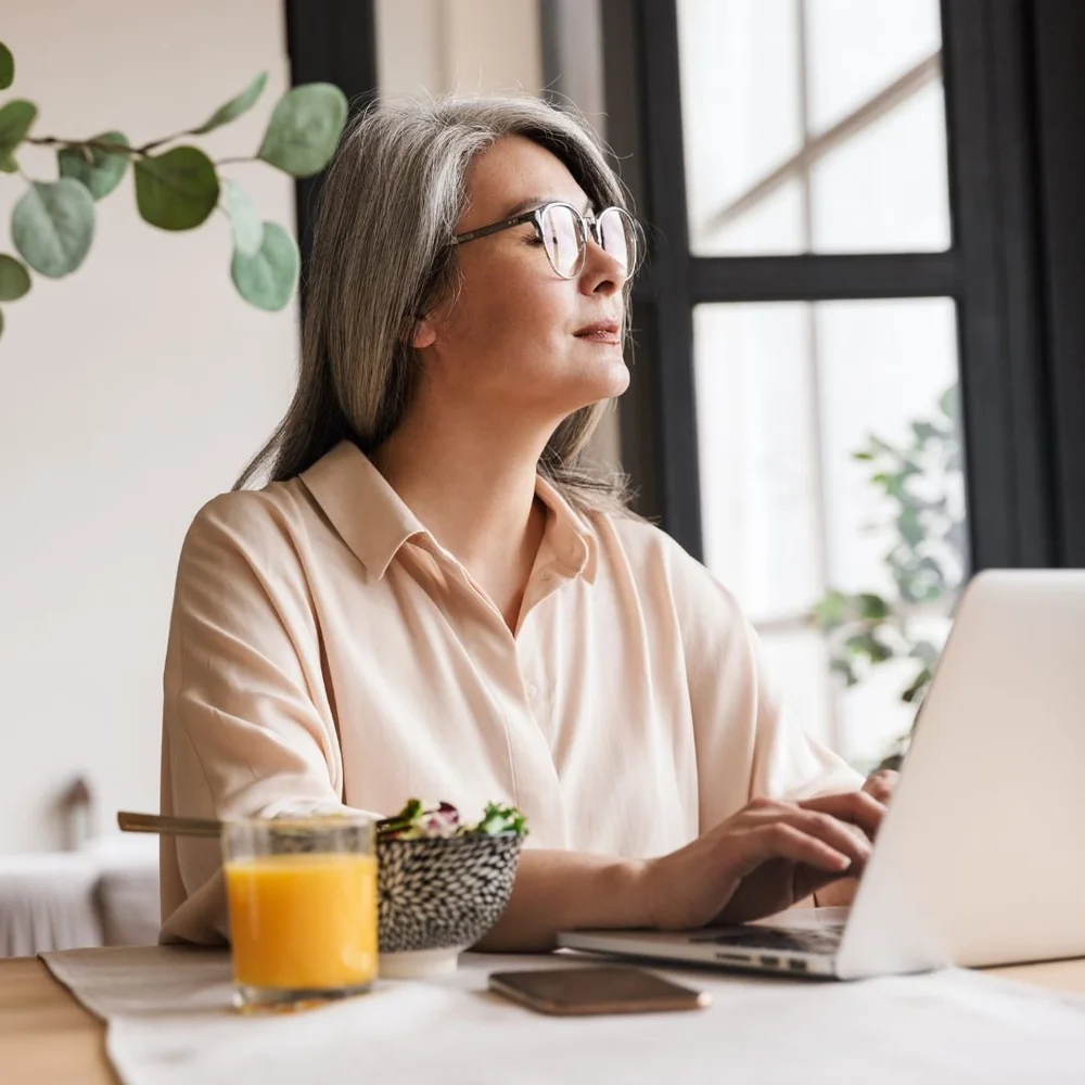 How to use a Continuous Glucose Monitor to Hack Your Blood Sugar ...