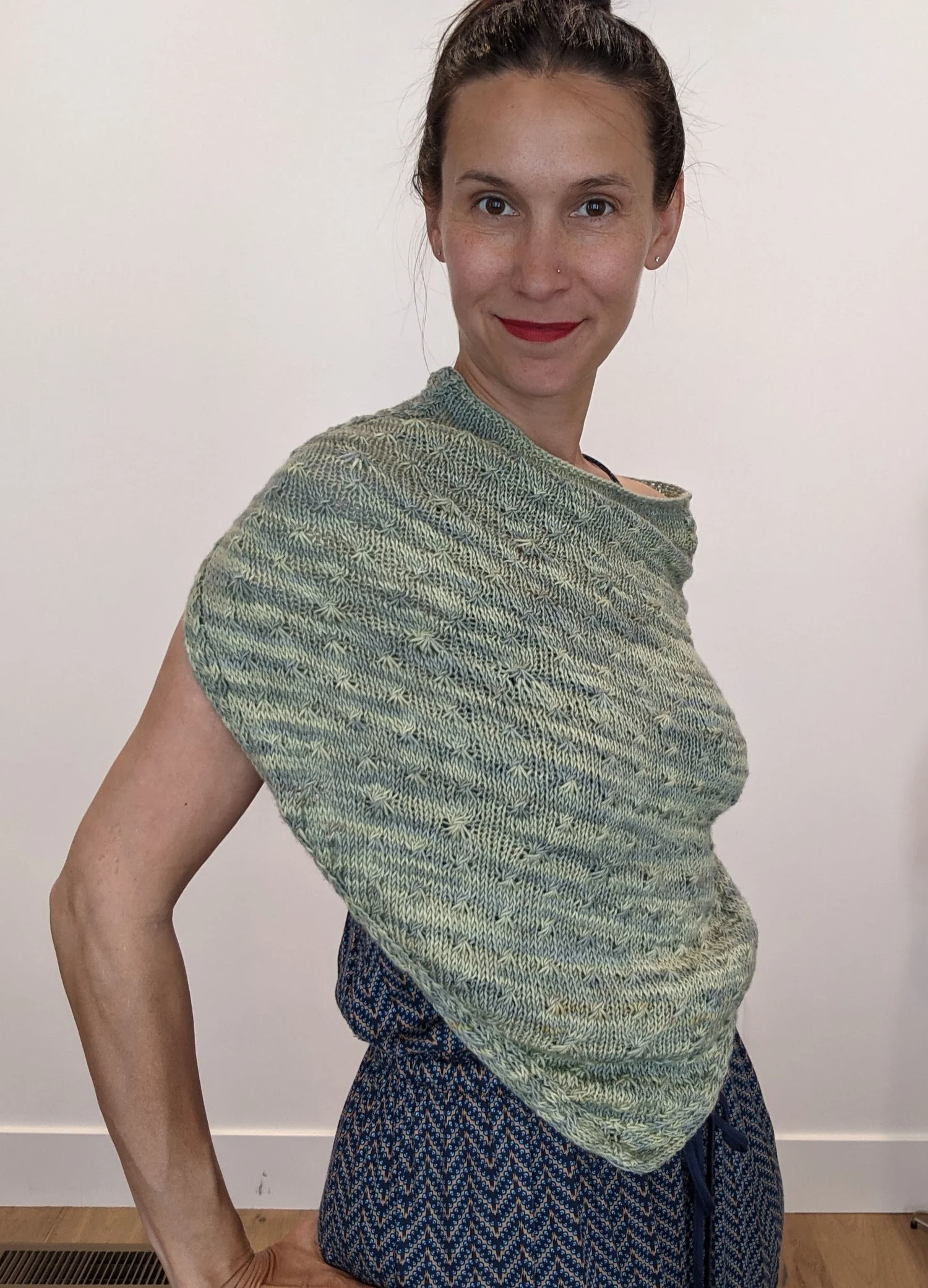 Freda Faye Wrap: Three-Color Fade Lace & Cable Knitting Pattern ...
