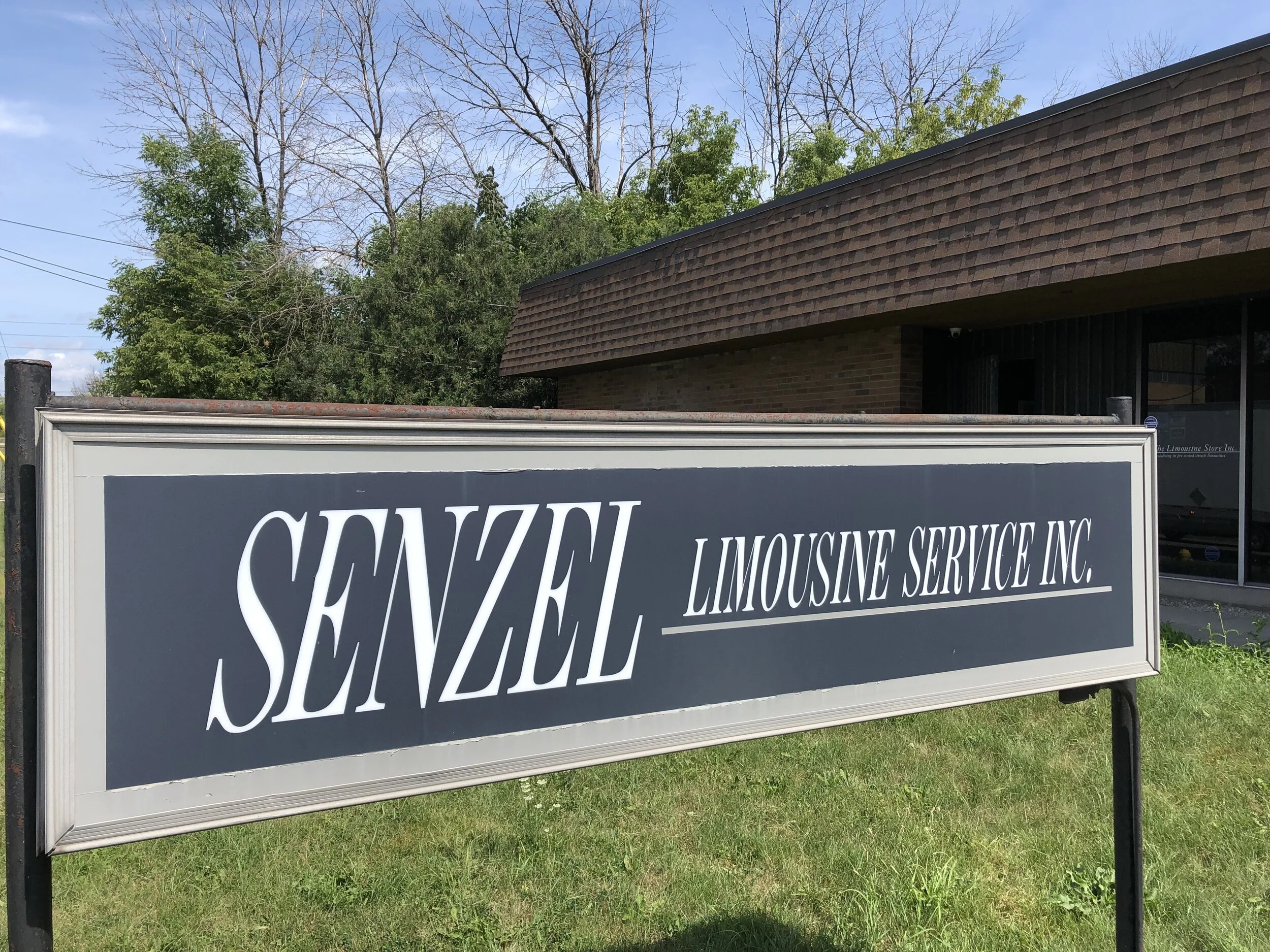 Senzel Limousine Service