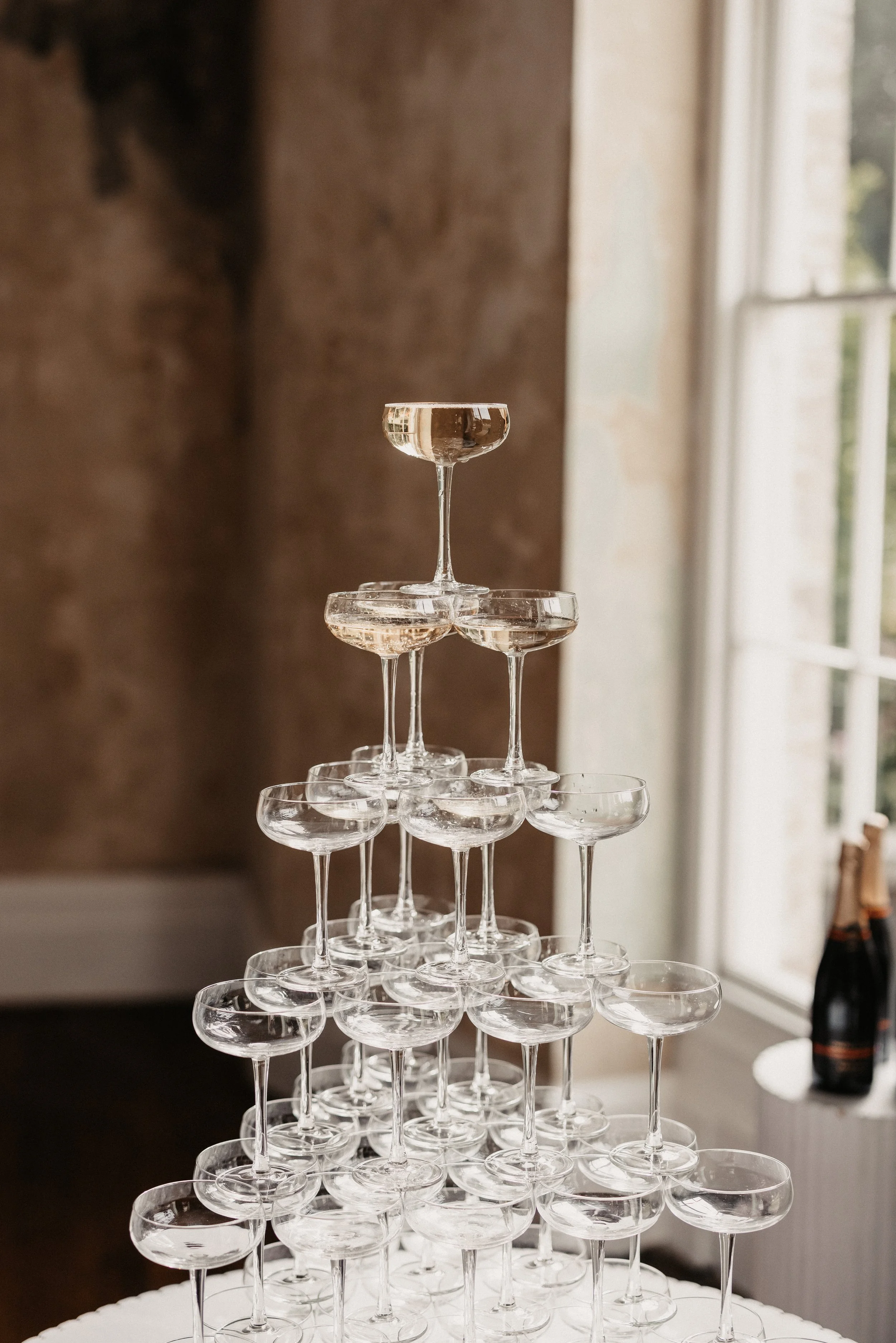 Classic Coupe Hire — Black Saucers