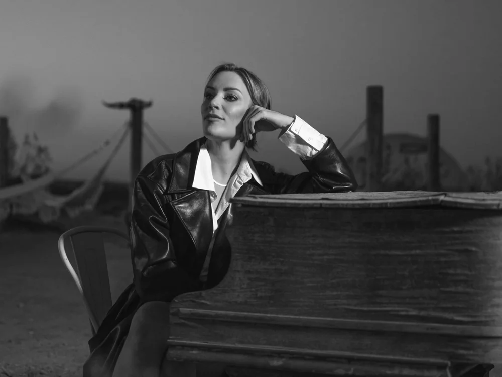 About — Lisa Crawley