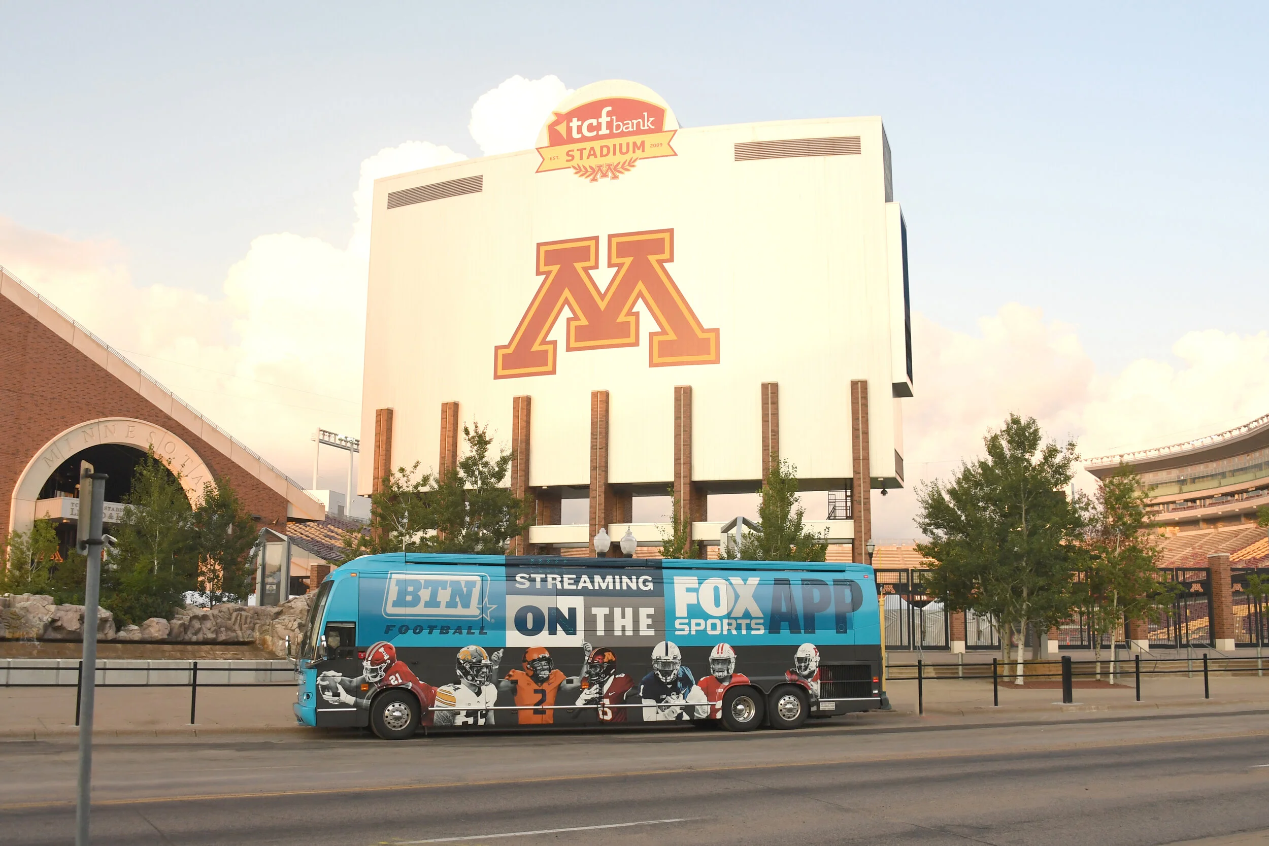 Charter Bus Rental | Coach Quarters