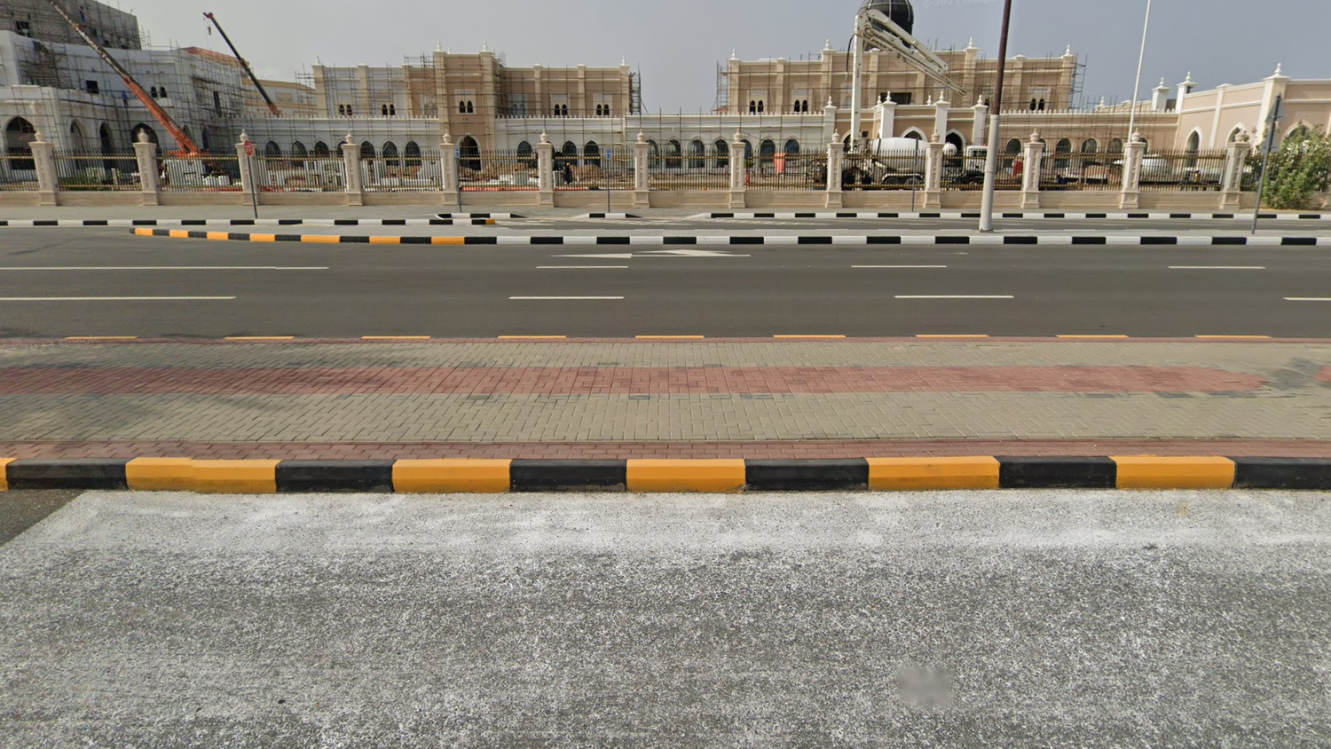 United Arab Emirates — Plonk It