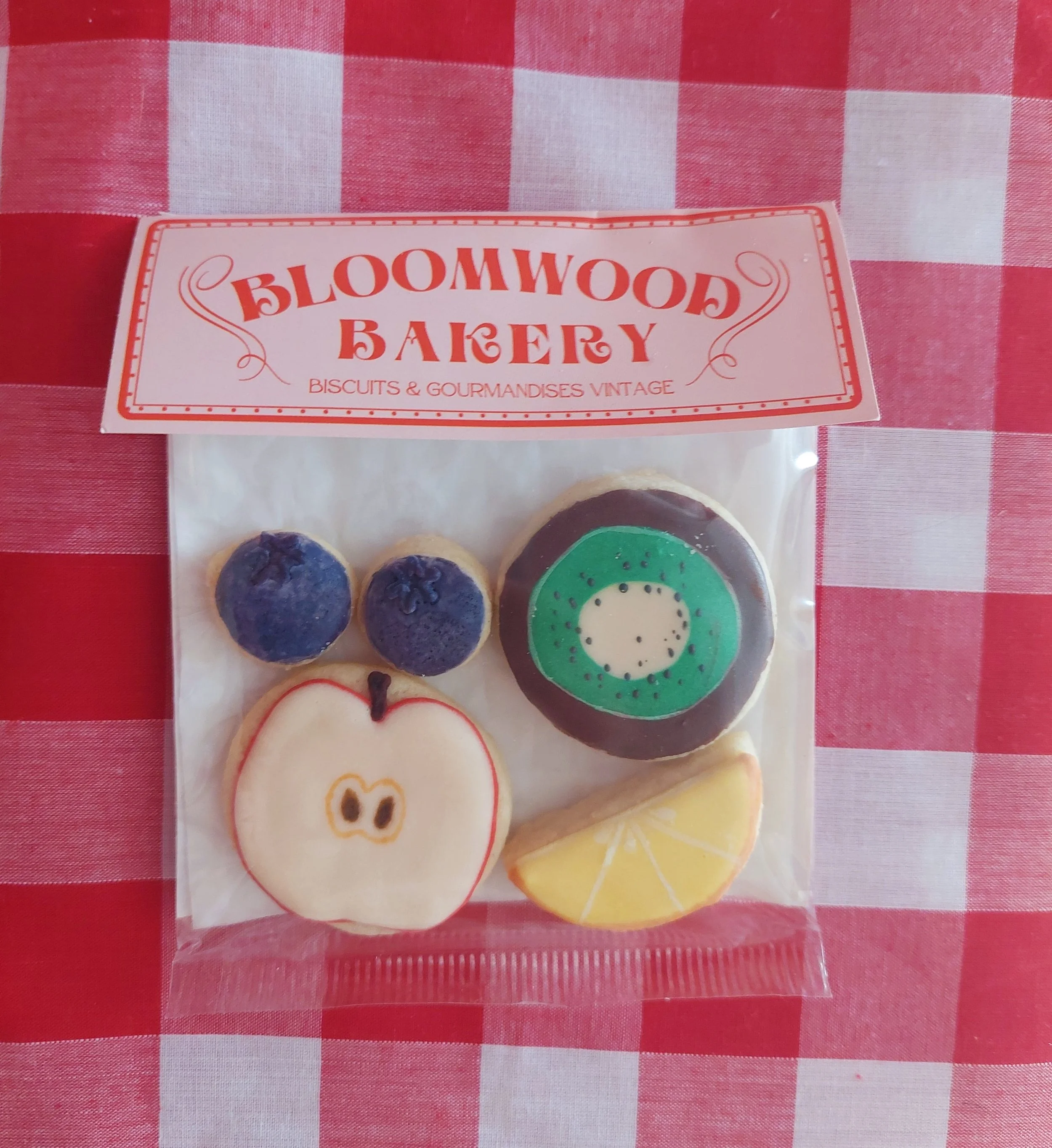 Fruit de saison - biscuits décorés — BLOOMWOOD BAKERY