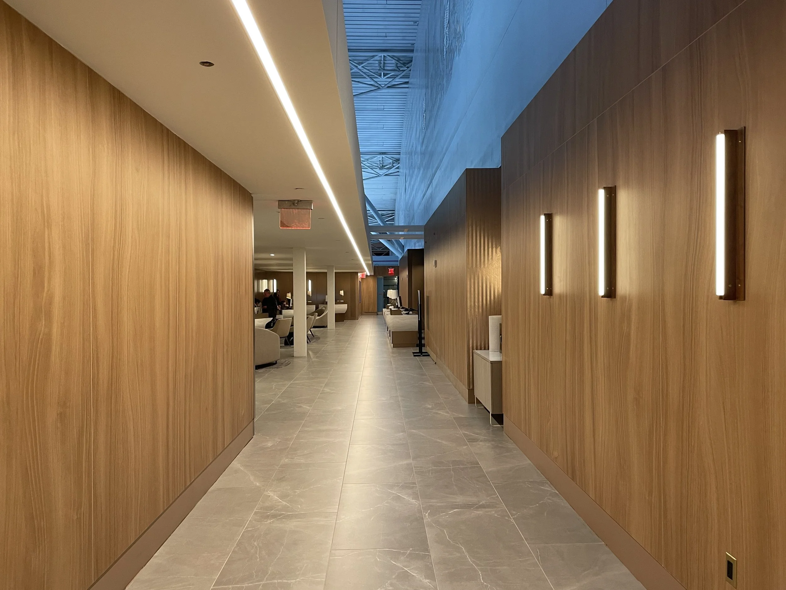 Review - American Airlines Transcontinental First Class A321 New York ...