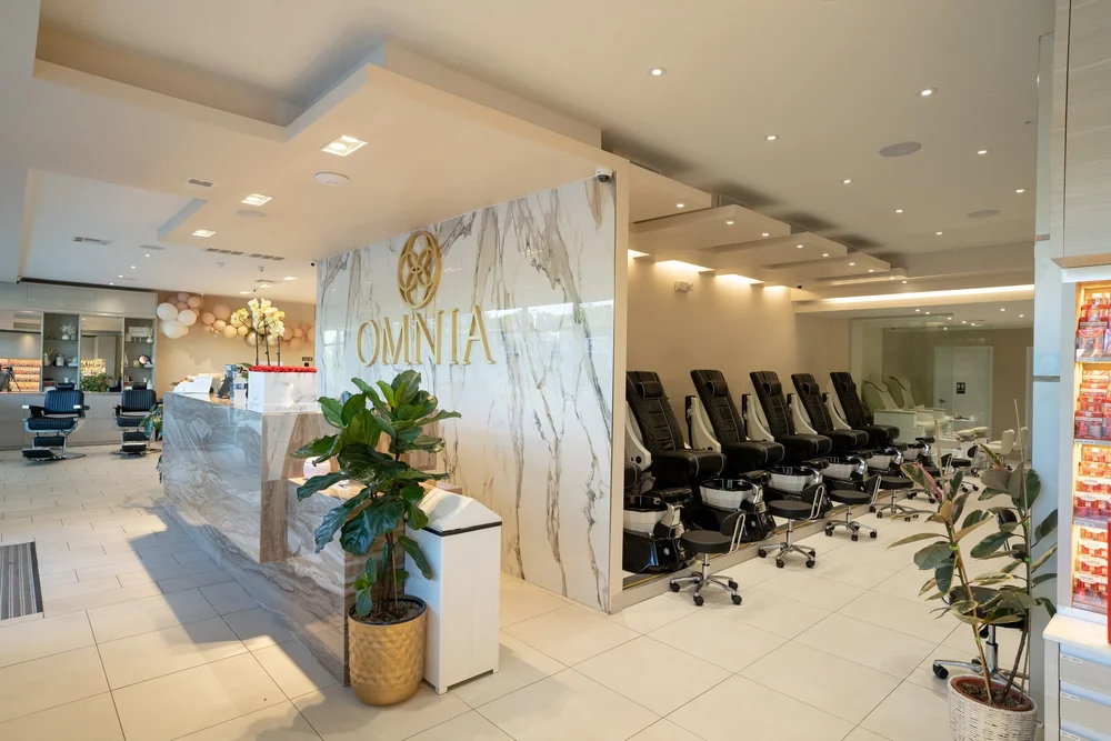 Contact 1 — OMNIA SPA