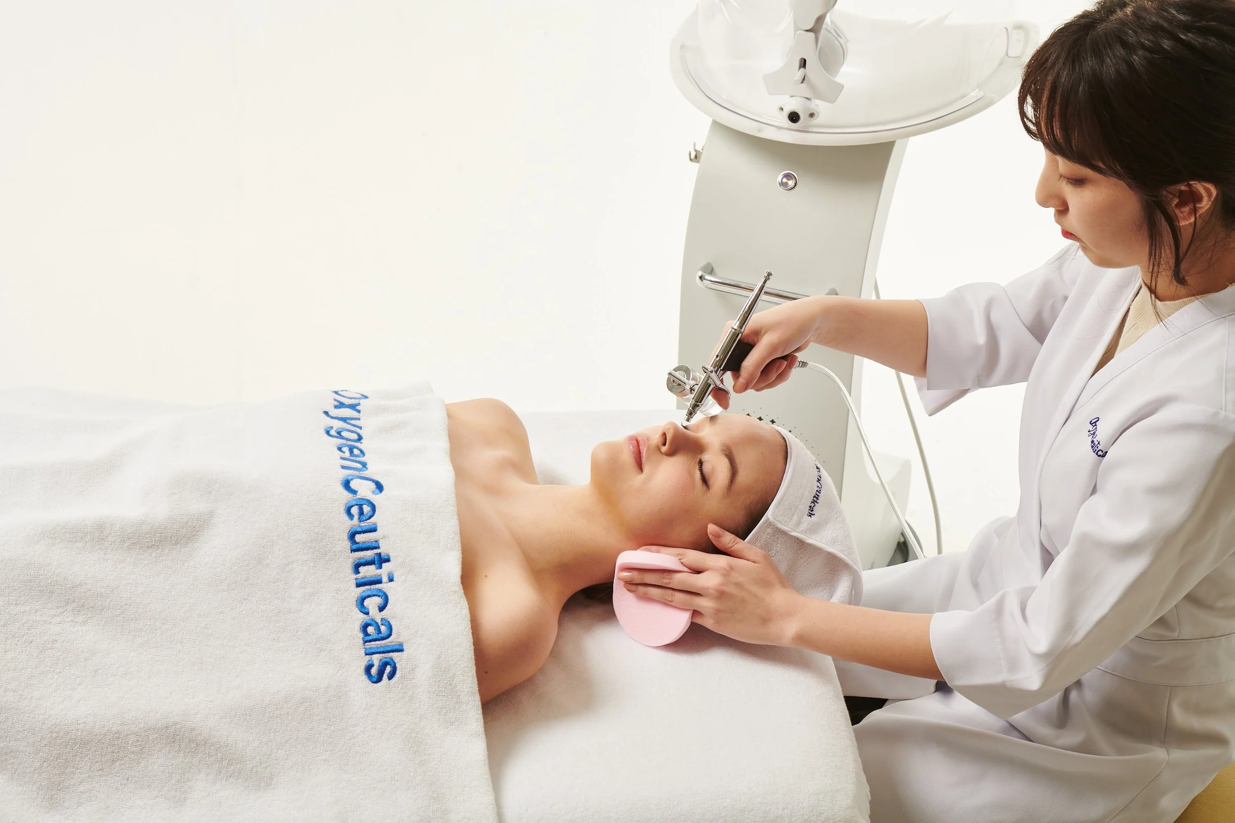 AstroDome Facial — A.U.A. Skin Care