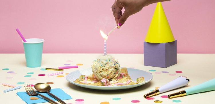 An Entire Menu Exclusively Of Amazing Desserts With Craft Ice Cream ...