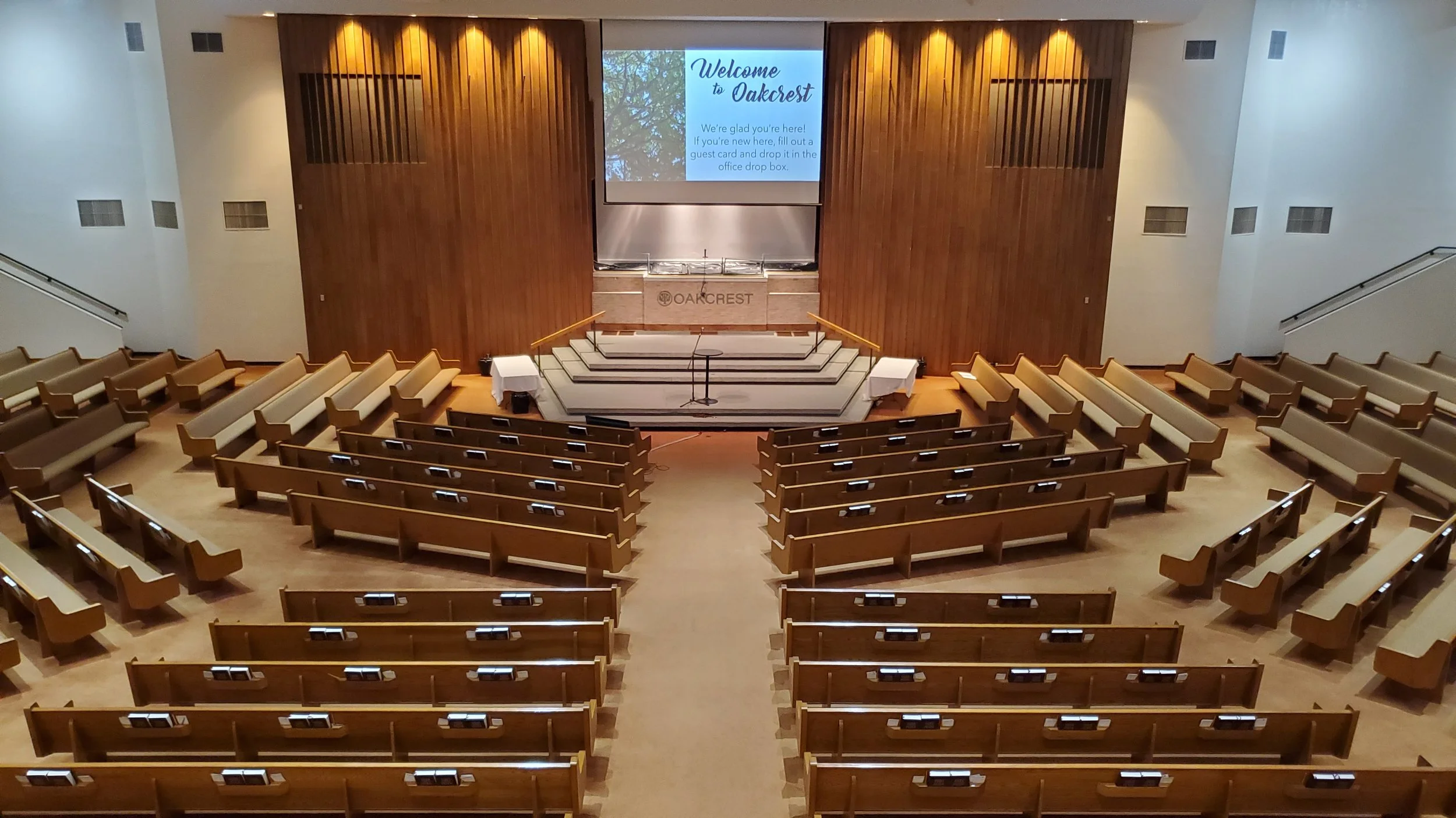 Oakcrest Church of Christ