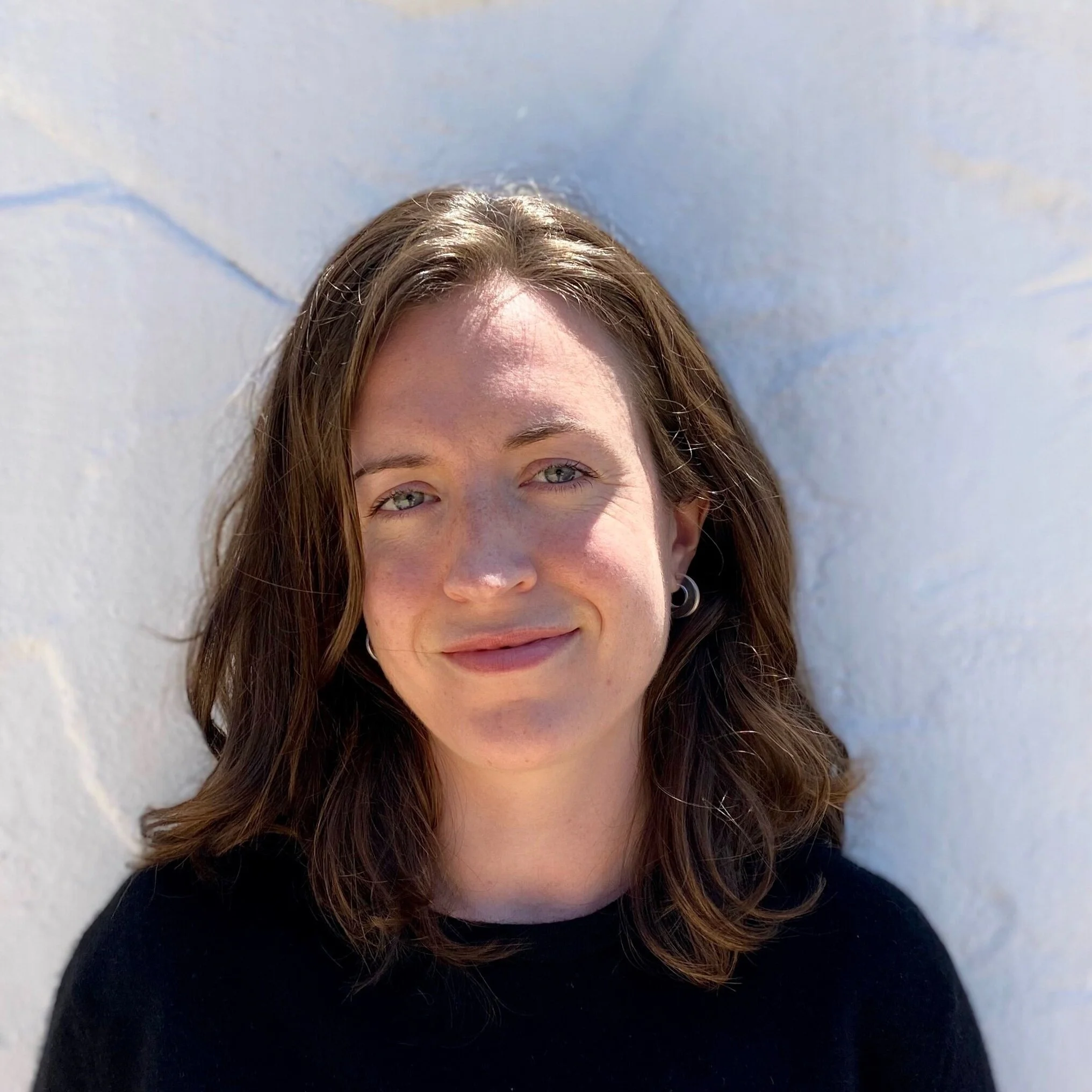 About — Elizabeth DeWolf