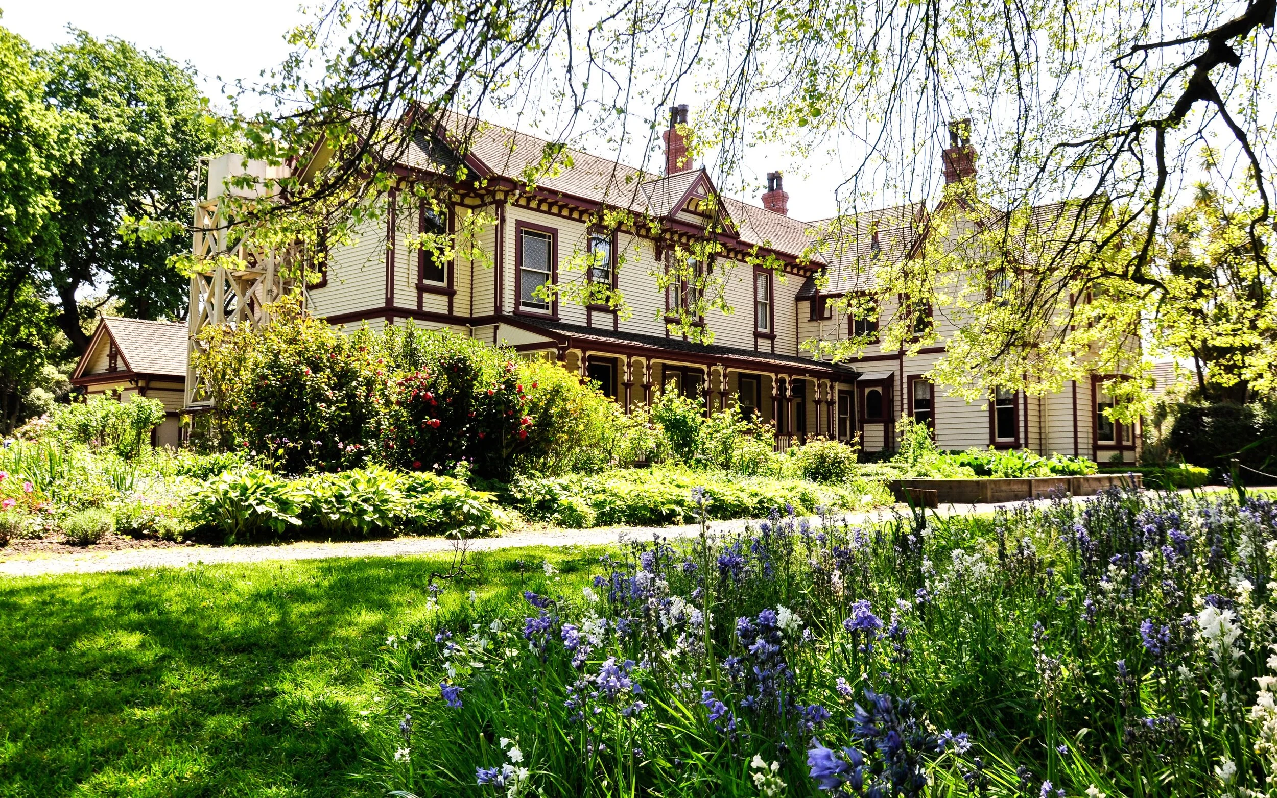 The Quarters Restaurant and Venue