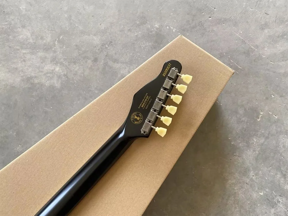 Lescaster — Bad Cat Instruments