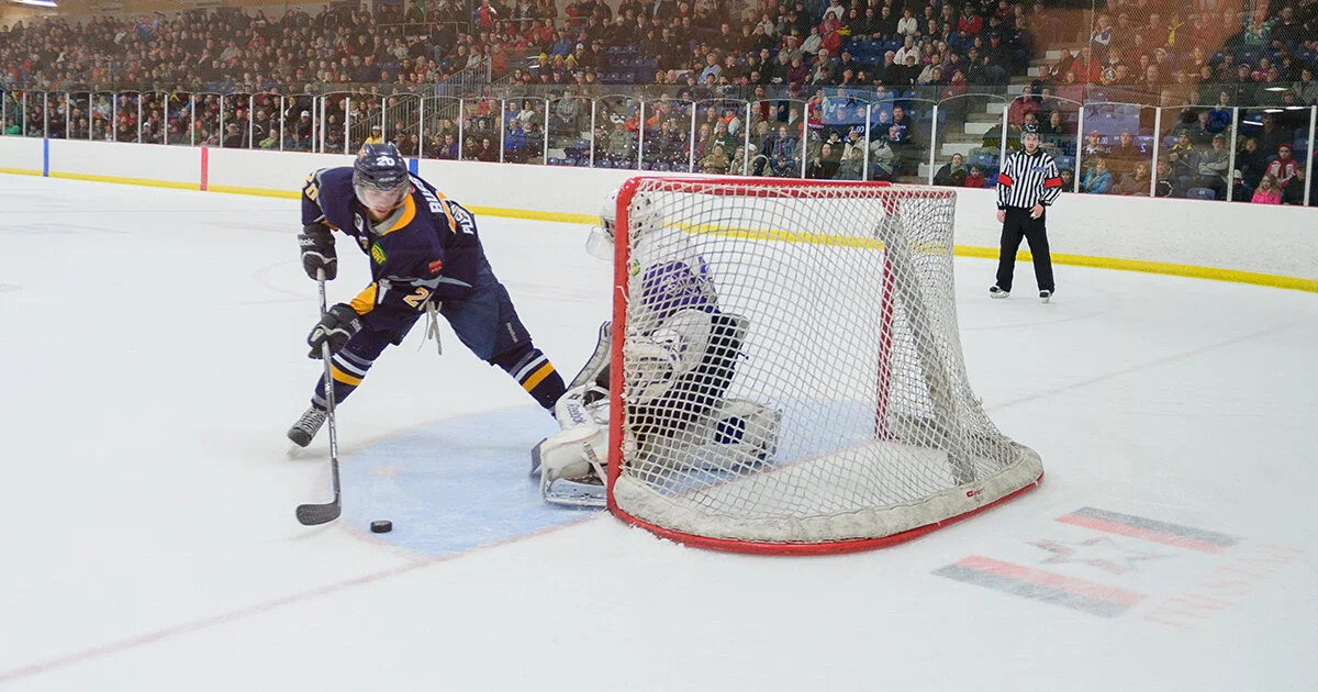 Arena — Mariners Centre