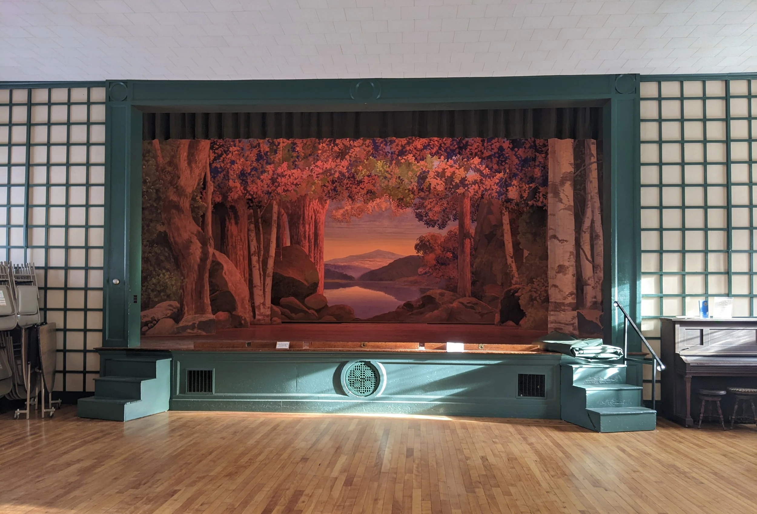 Seven to Save 2023: Plainfield Town Hall and Maxfield Parrish Stage Set ...