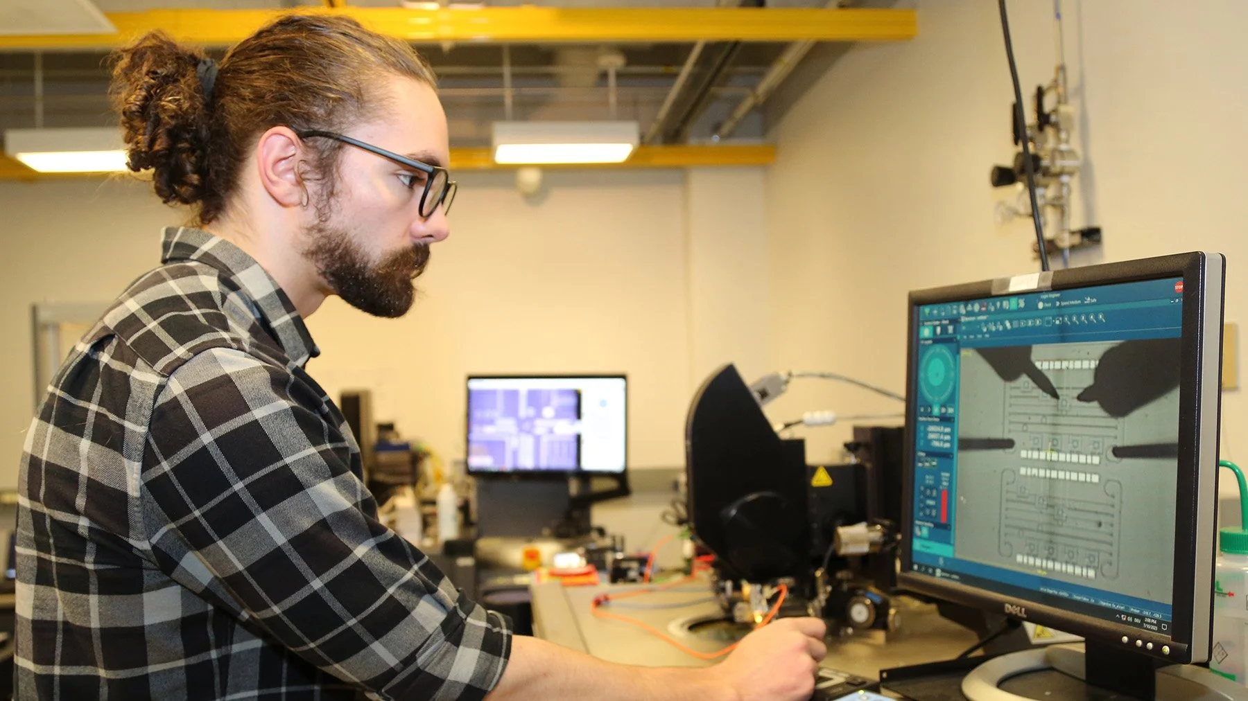 Internships — AIM Photonics