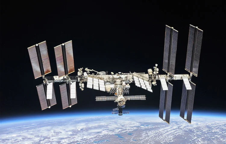NLM Photonics’ Organic Electro-Optic Materials Successfully Launched ...