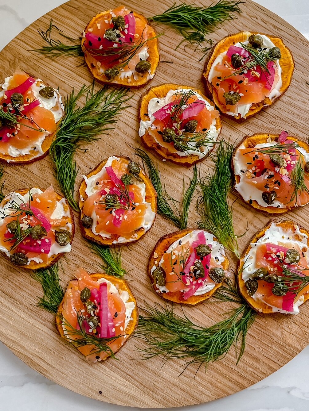 Mini Smoked Salmon Bites on Sweet Potato Toasts — All Types of Bowls