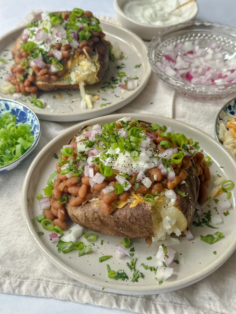 Loaded Jacket Potatoes — All Types of Bowls