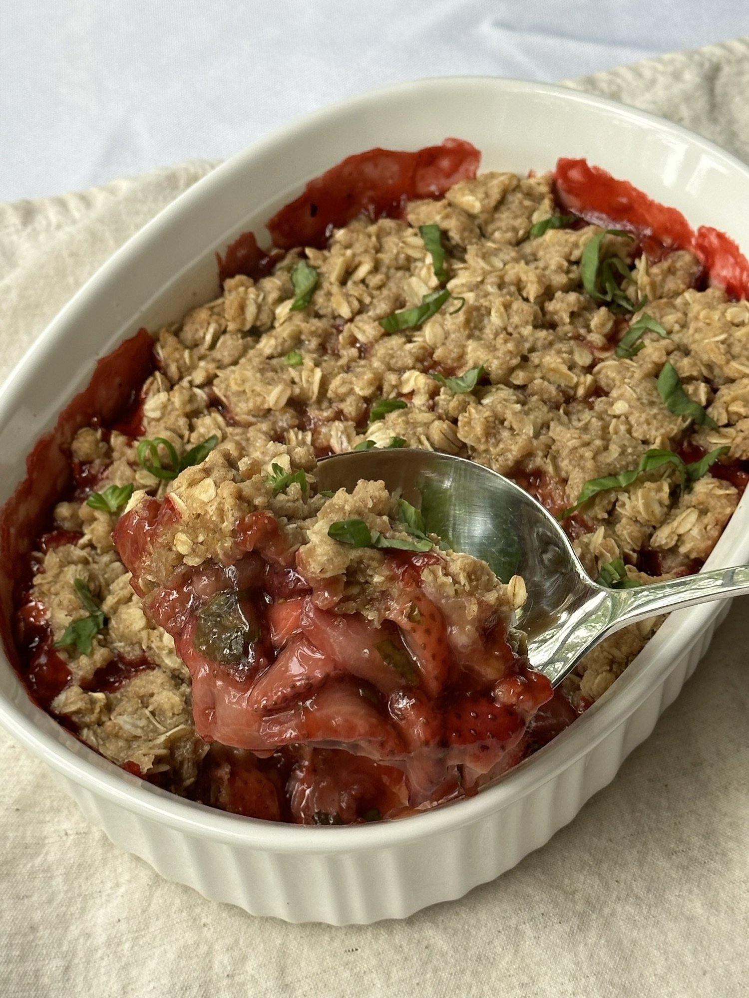 Strawberry Basil Crumble — All Types of Bowls