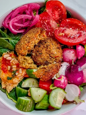 Homemade Cava Bowl with Veggie Falafels — All Types of Bowls