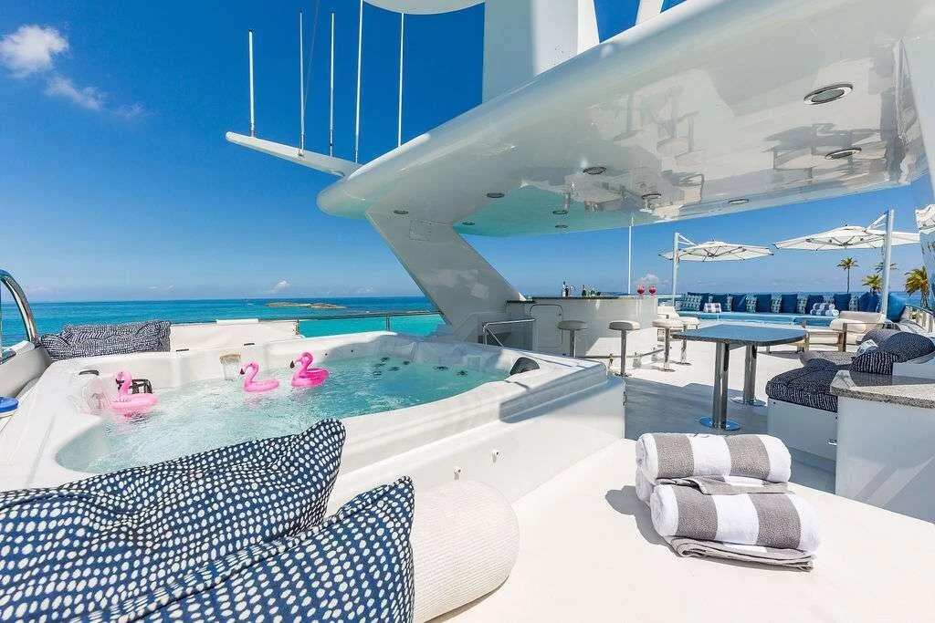 At Last Yacht Charter | Seaduction Caribbean Luxury Yachts